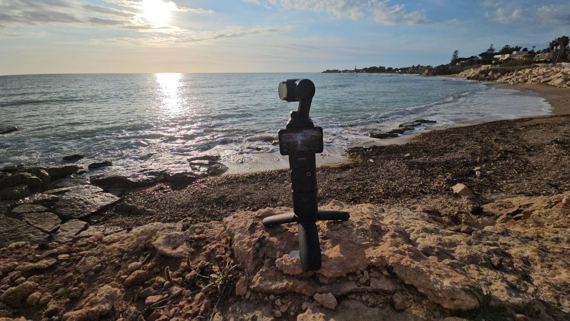 DJI Osmo Pocket 3 Creator Combo, fotocamera digitale con CMOS da 1'' e ...