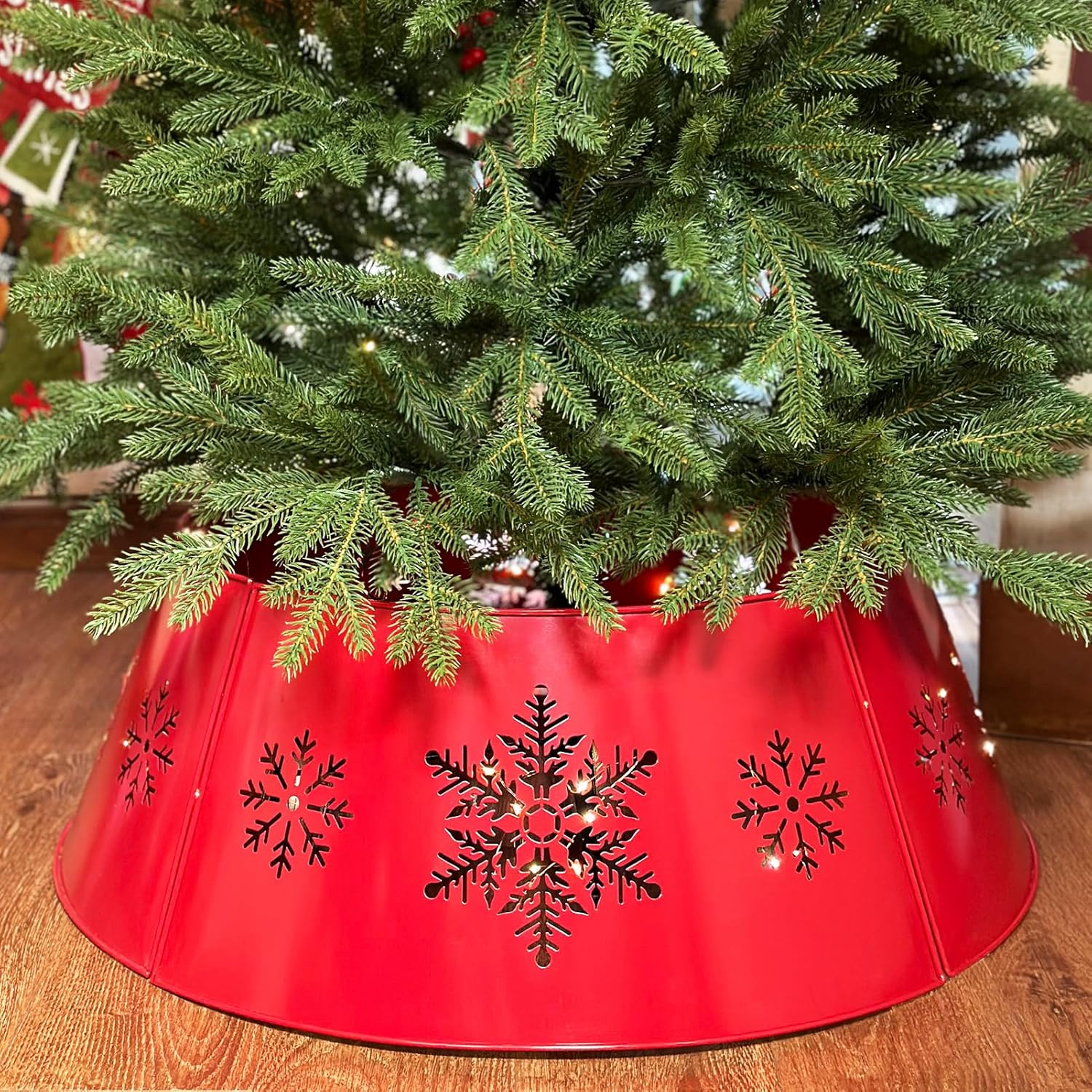 Amazon.com: WKHOMEDECO 29" Red Metal Christmas Tree Collar, Snowflake ...