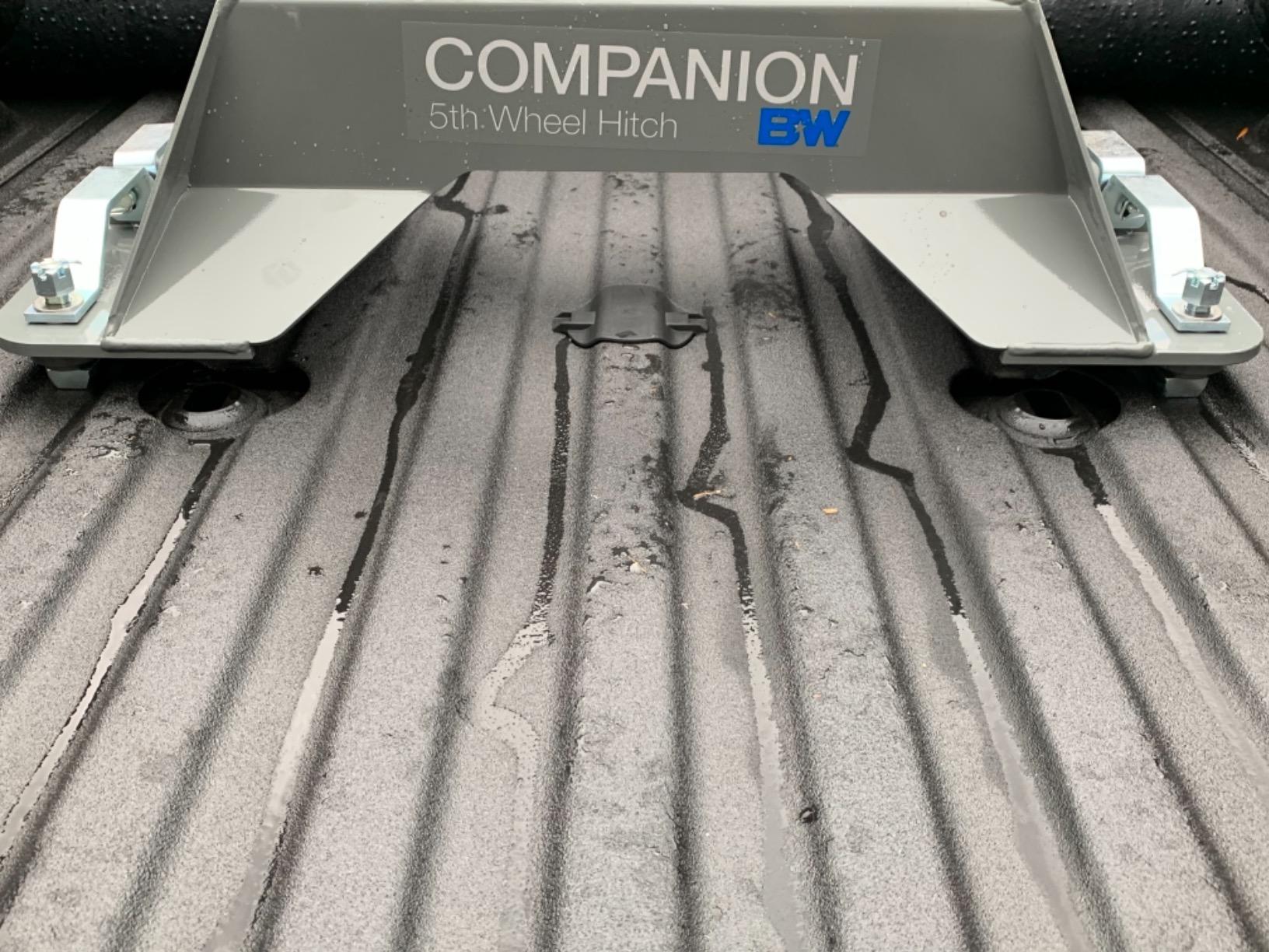 Amazon.com: RVB3710 OEM Companion Fifth Wheel Base ONLY - B&W Hitch for ...