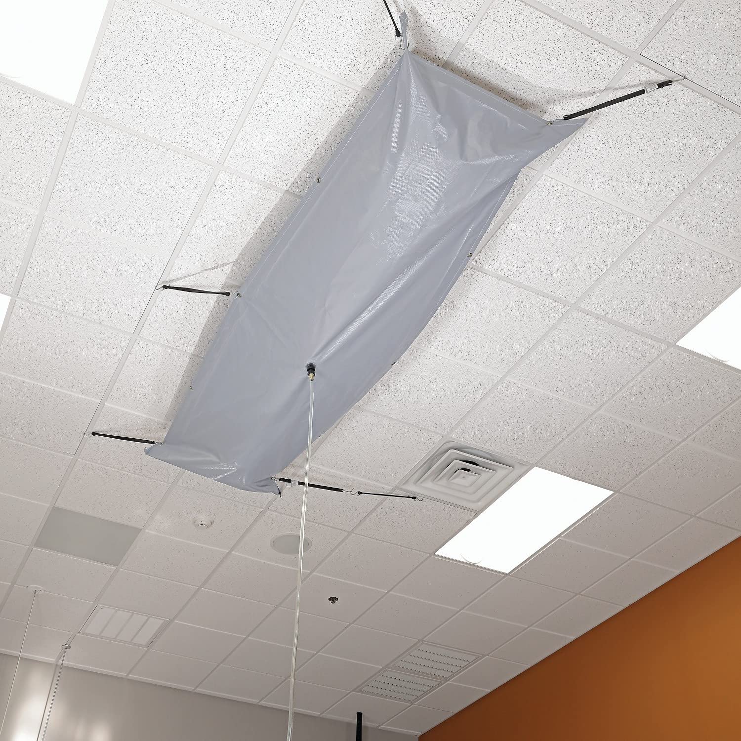 Snapklik.com : PIG Roof Leak Diverter Tarp