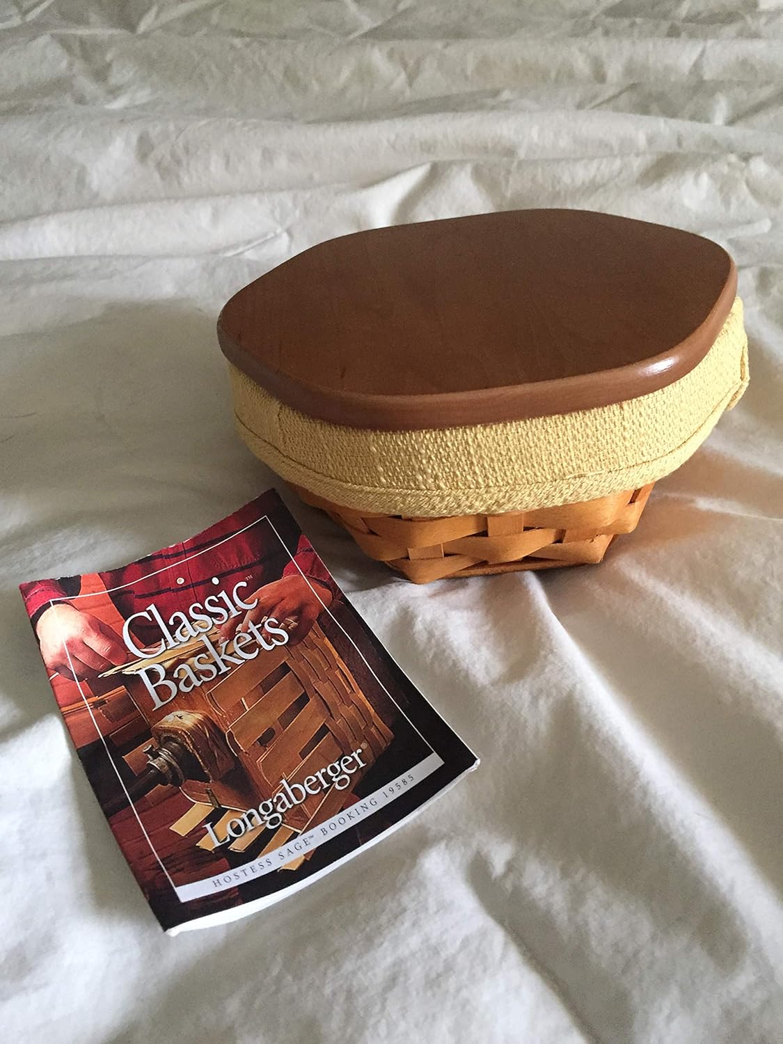 Amazon.com: Longaberger Sage Basket w/Protector, Butternut Liner ...