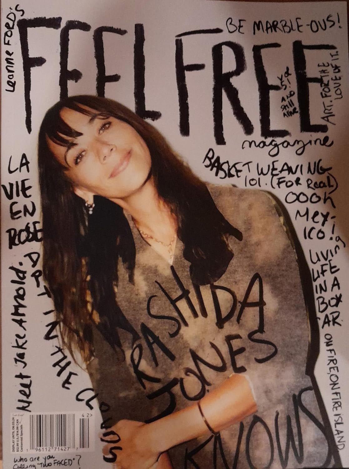 Feel Free Magazine Volume 5 Rashida Jones: Amazon.com: Books
