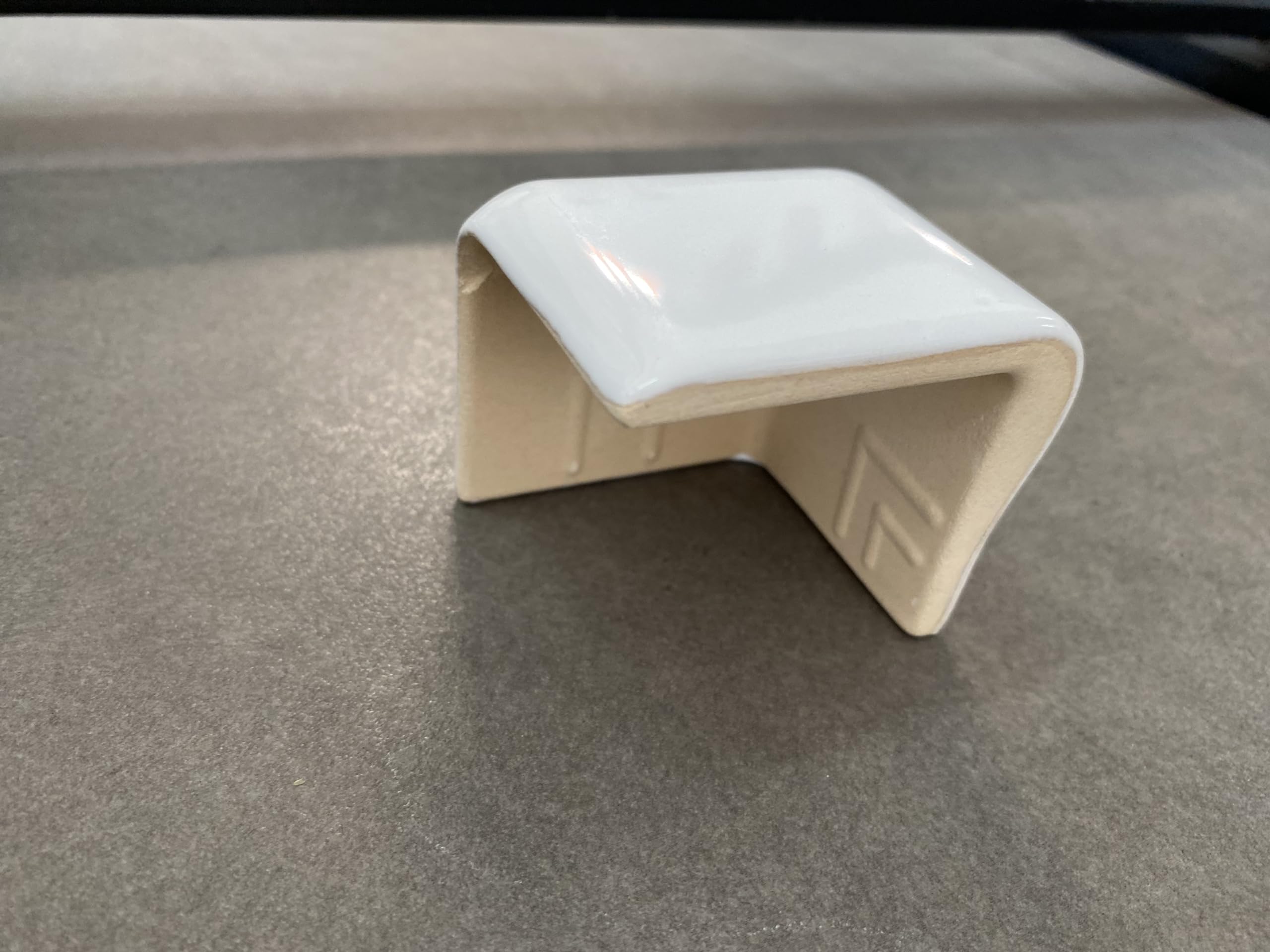 Amazon.com: Generic Corner Bullnose V-Cap Tile Molding White Shine 2x2 ...