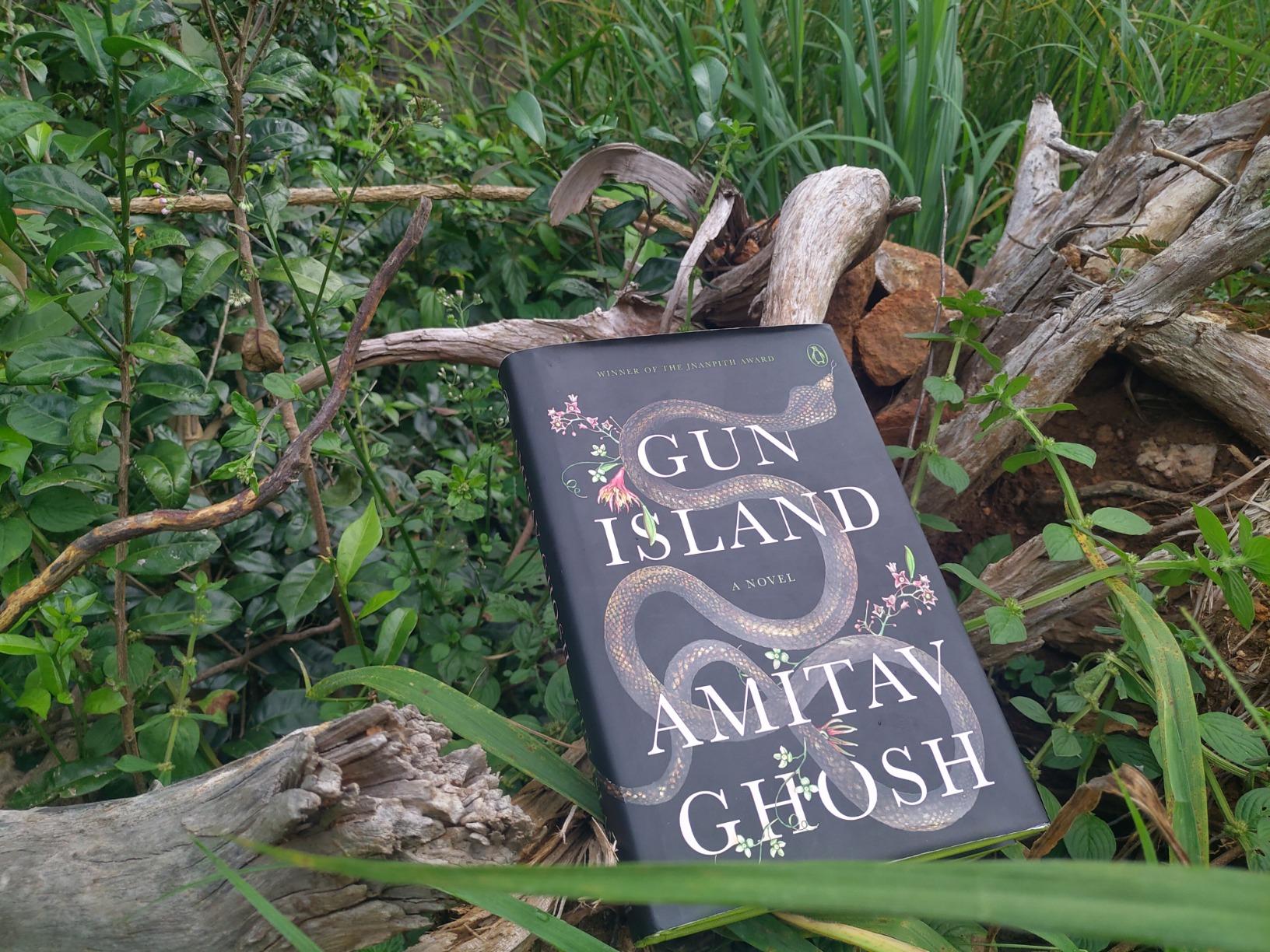 Gun Island: A Novel : Ghosh, Amitav: Amazon.in: Books