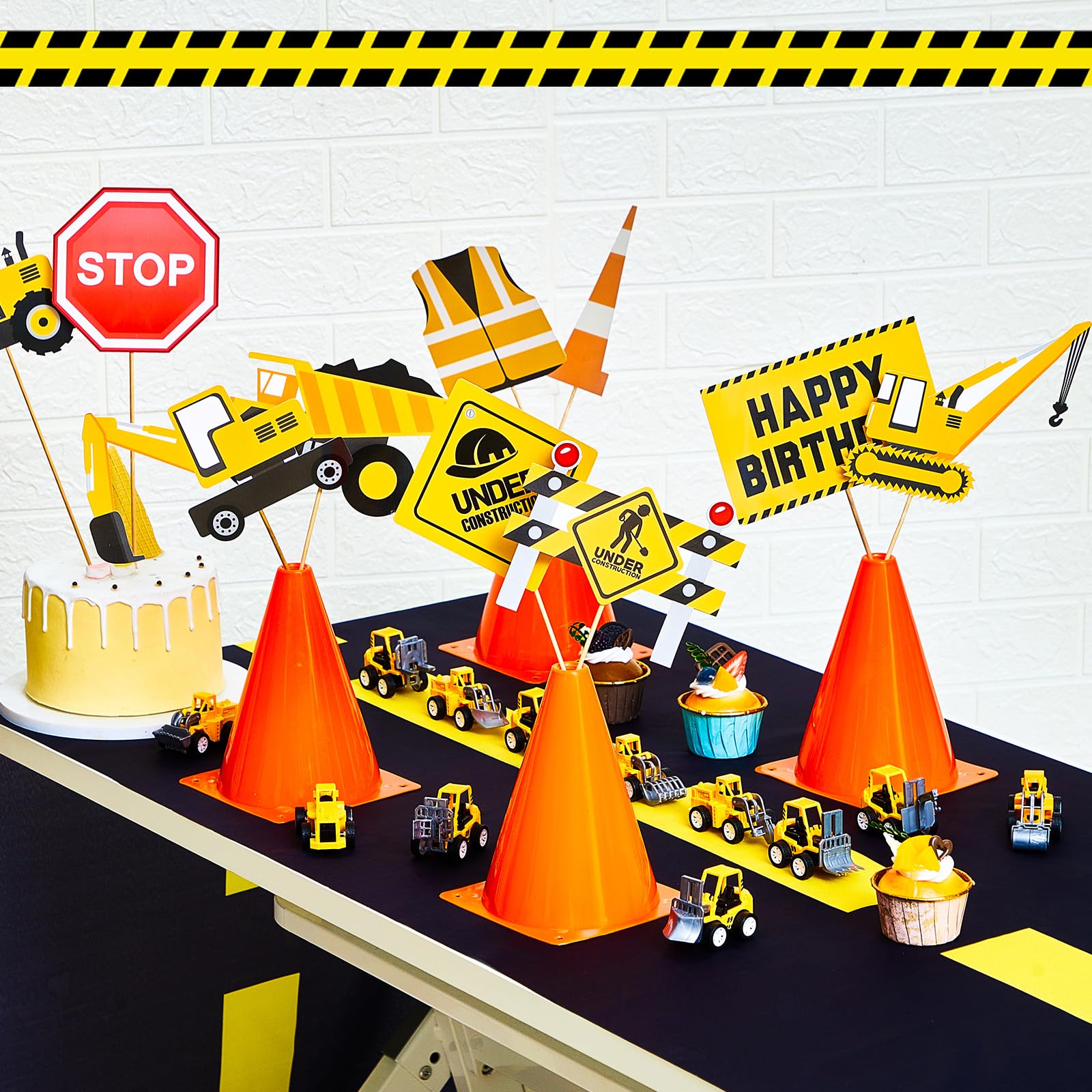 Snapklik.com : 46 Pcs Construction Birthday Party Supplies Mini Table ...