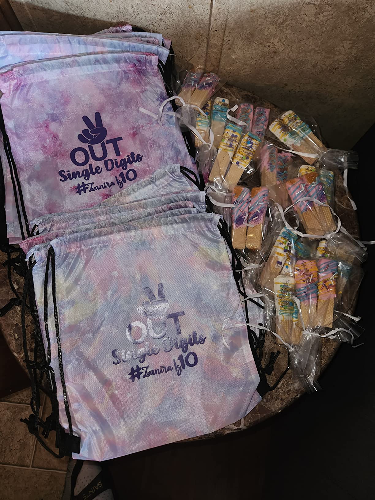 Amazon.com: 16 Pack Tie Dye Birthday Gift Bags Drawstring Party Favor ...