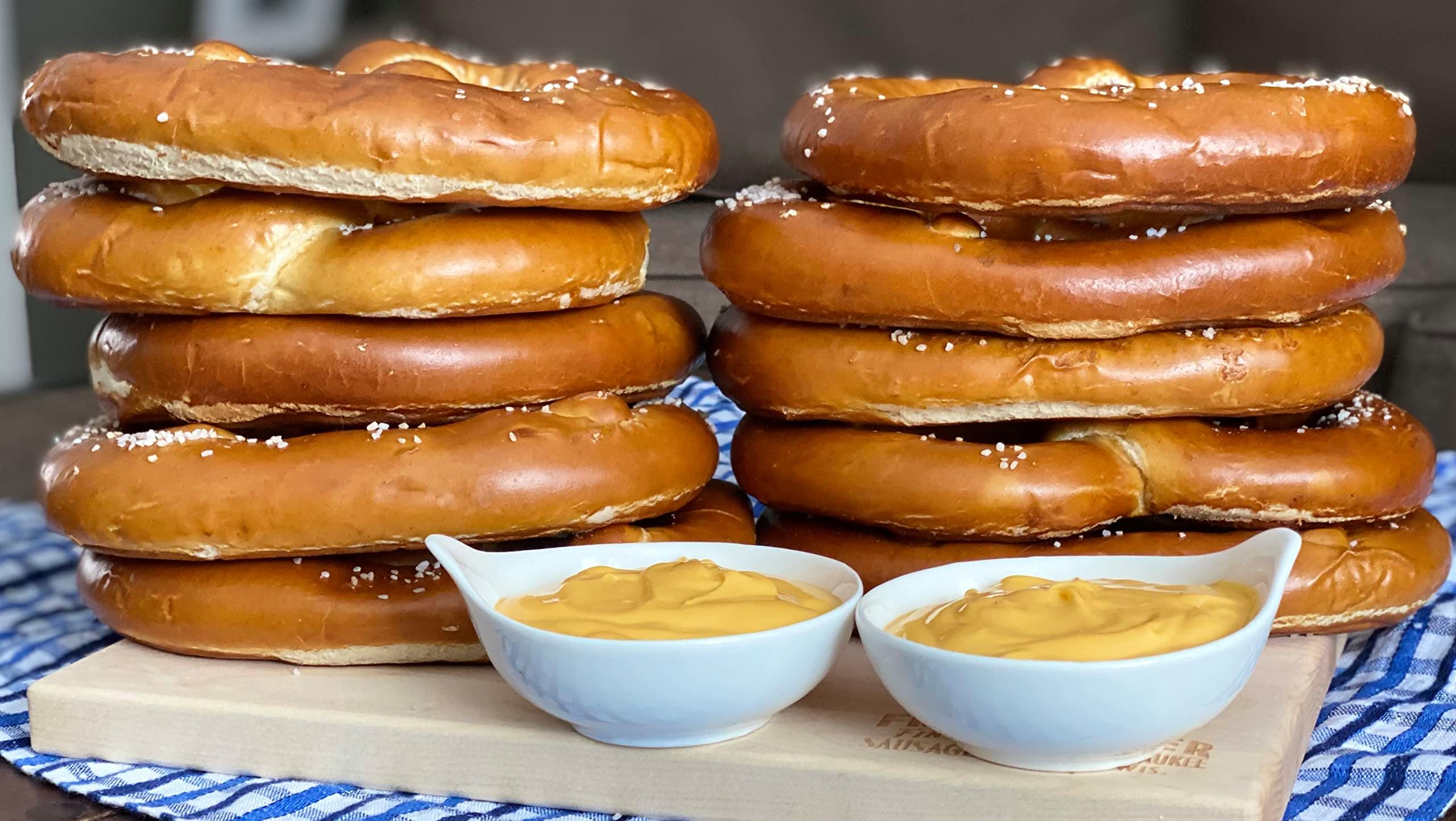 Amazon.com: PretzelHaus Bakery Authentic Bavarian Plain Soft Pretzel ...