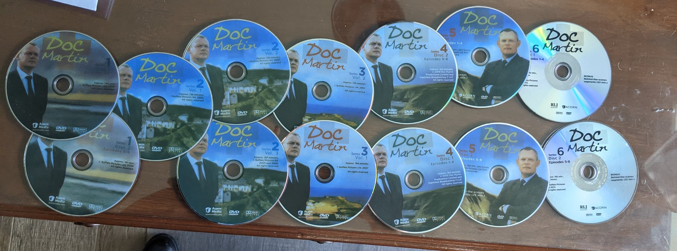 Amazon.com: Doc Martin: The Complete Series Season 1-9 DVD, Disc Box ...