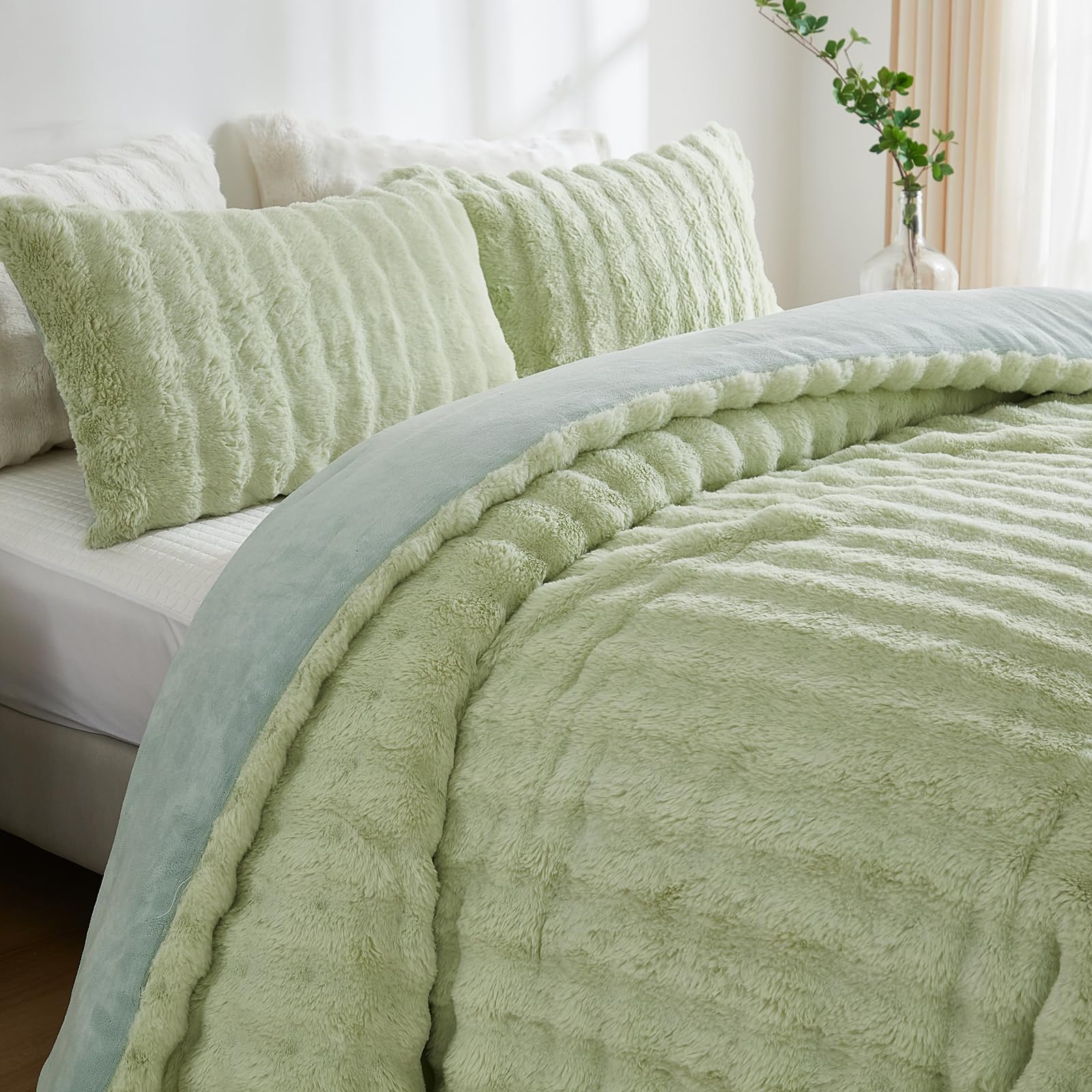 Amazon.com: Bedbay Faux Fur Comforter Set Queen Size Sage Green ...