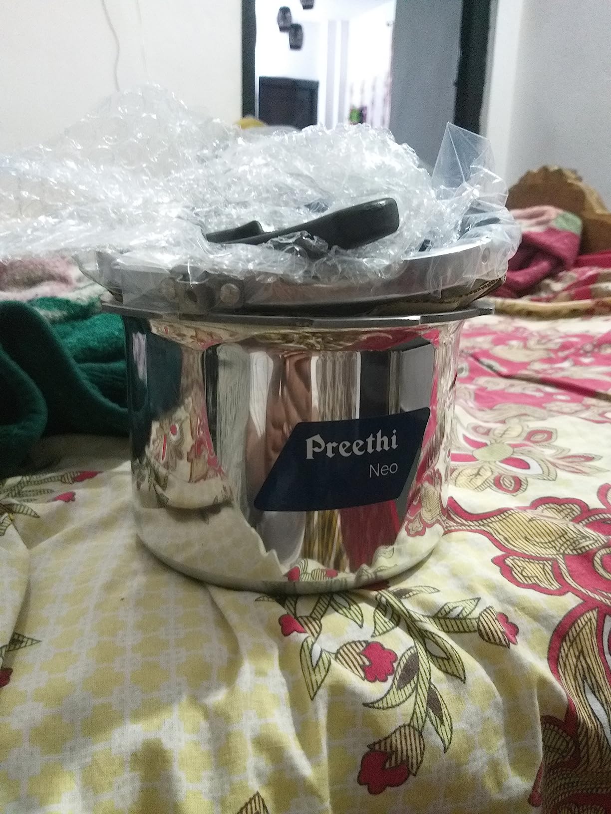 Buy Preethi Neo Aluminium Outer Lid Pressure Cooker Non Induction Base ...