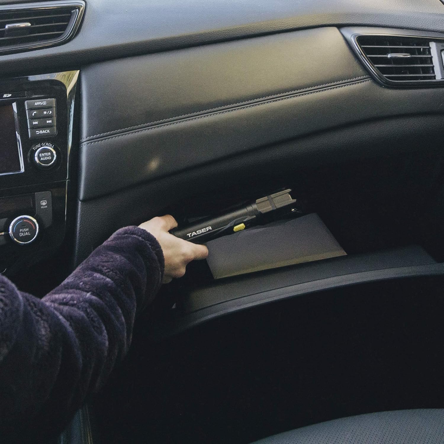 Taser Strikelight linterna recargable con pistola paralizante – Yaxa ...