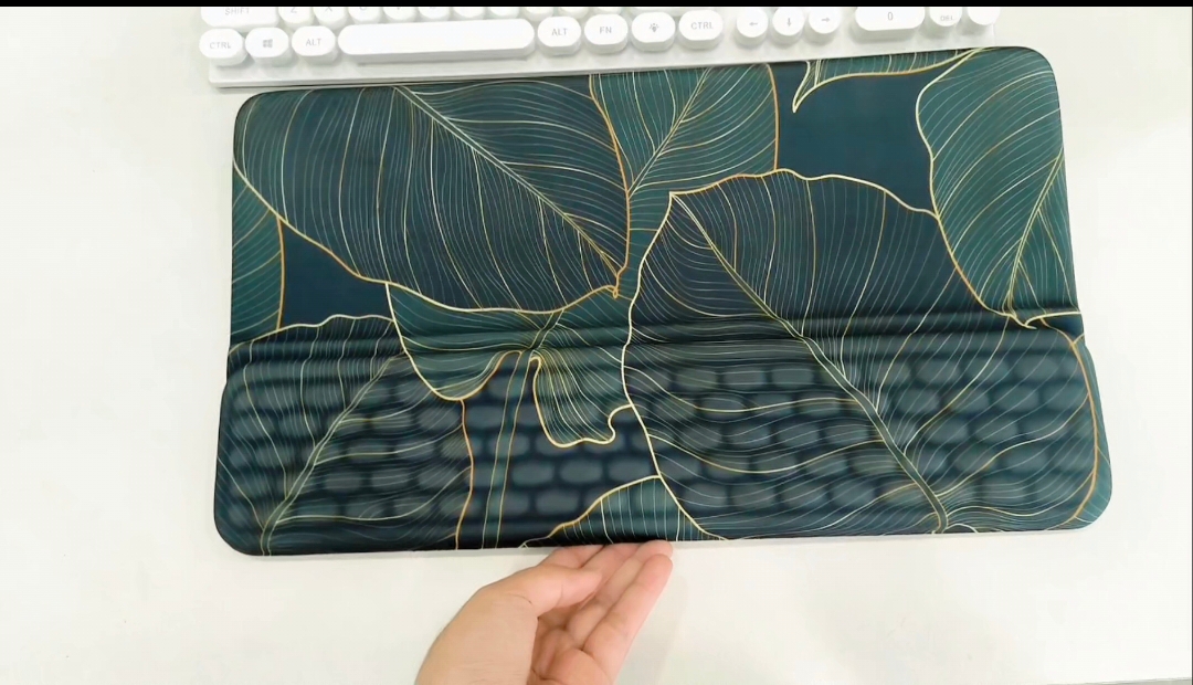 Watch Keyboard Stand PadnWrist Rest Green Leaf Keyboard Holder on ...