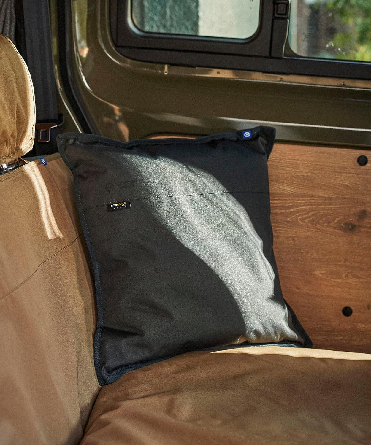 Amazon | GORDON MILLER コーデュラ クッション 撥水加工 ダークグレー 幅45cm×奥行45cm×高さ12cm ...