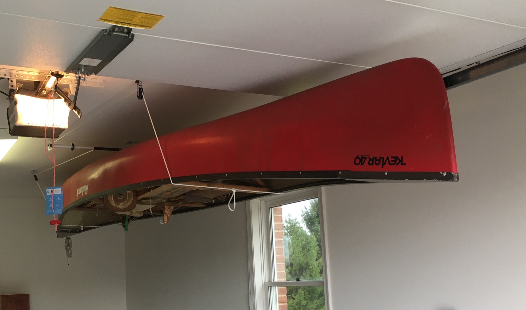 Amazon.com: Thule 572004 System Storage Box Roof MultiLift 572 : Automotive