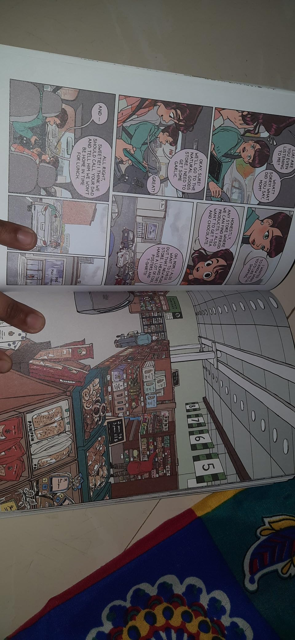 The New Girl #01 (Graphic Novel) : Cassandra Calin: Amazon.in: Books