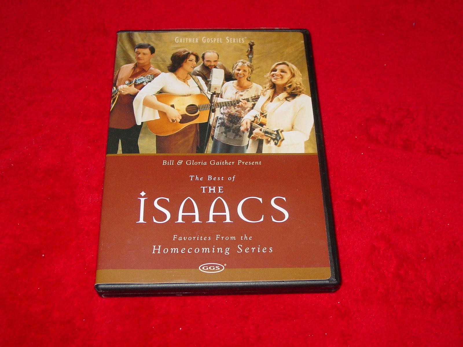Amazon.com: The Isaacs: The Best of the Isaacs - Favorites From the ...