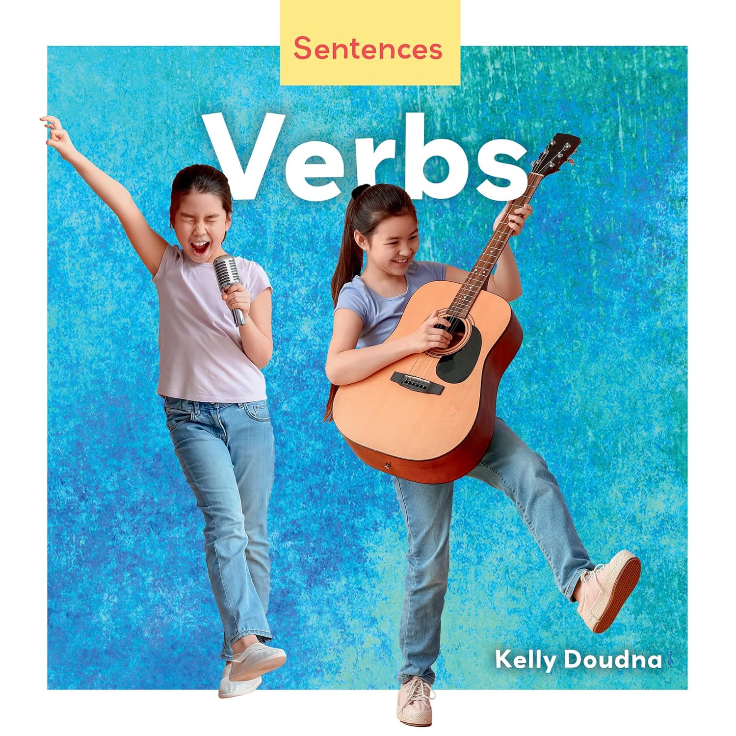 Amazon.com: Verbs (Sentences (Az)): 9781098282806: Doudna, Kelly: Books