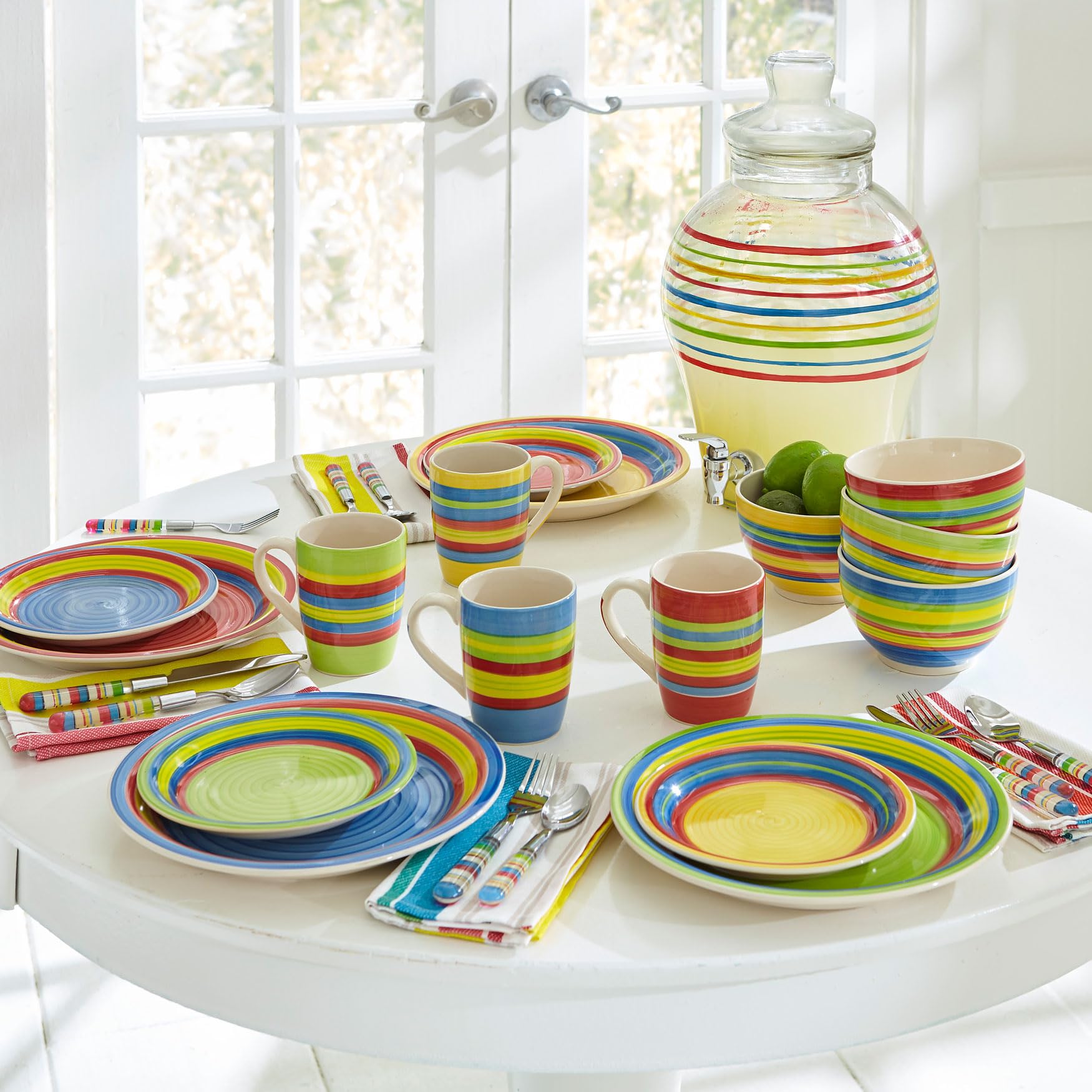 Snapklik.com : BrylaneHome 16 Piece Santa Fe Dinnerware Set