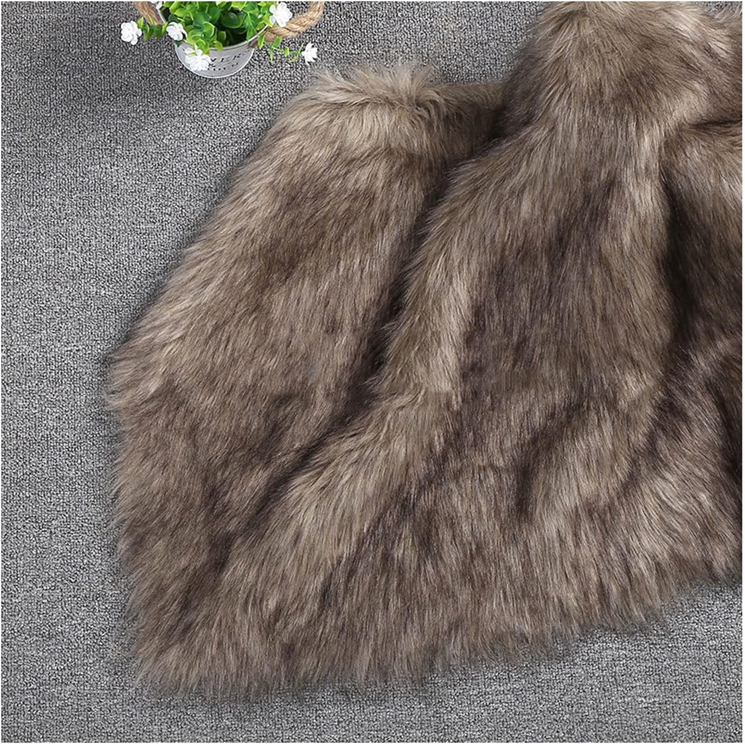 Amazon.com: Faux Fake Fur by The Yard, Long Pile Faux Fur Craft, Sewing ...