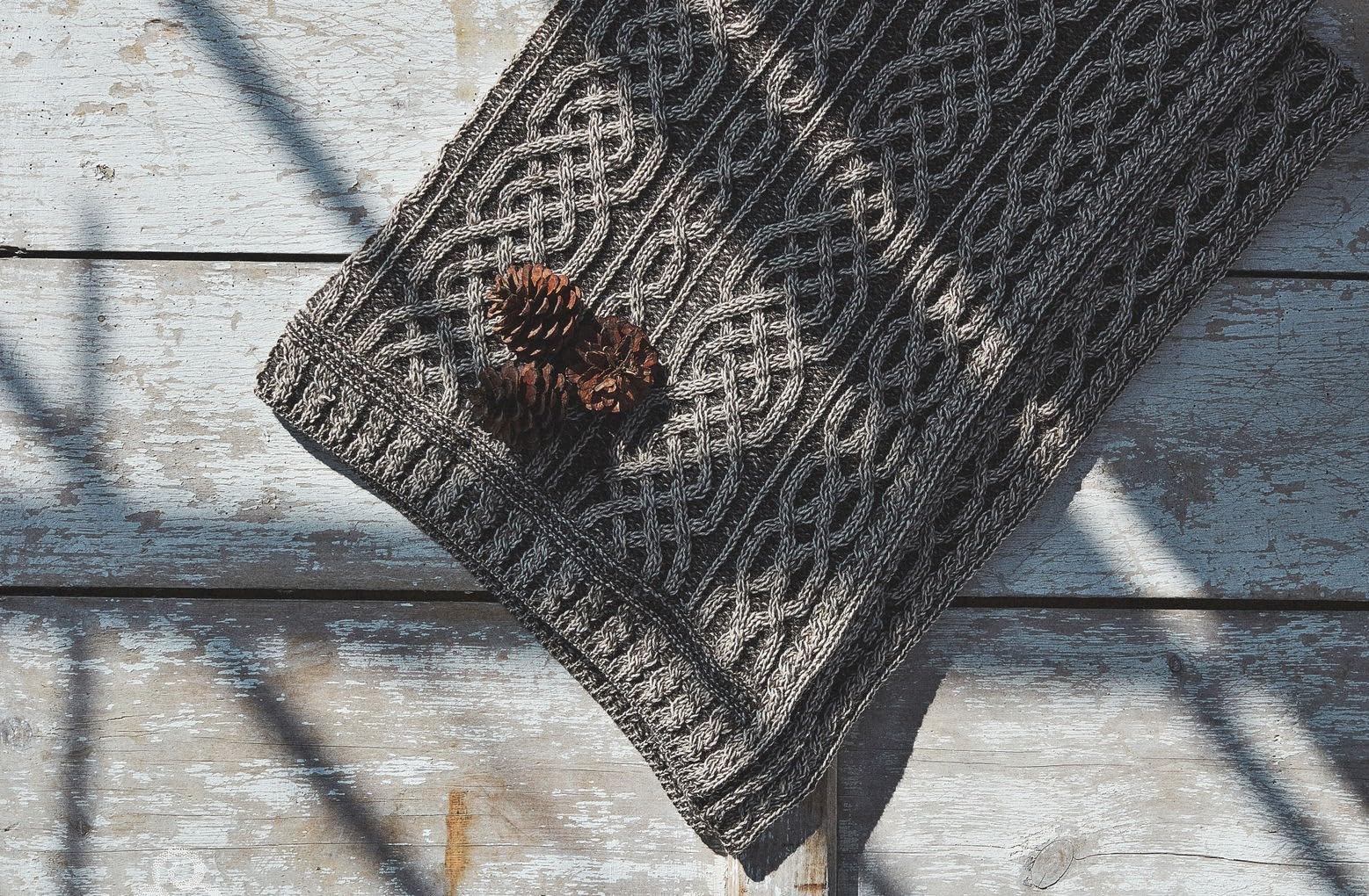 Amazon.com: Aran Woollen Mills Carraig Donn Irish Cable Knit Blanket ...