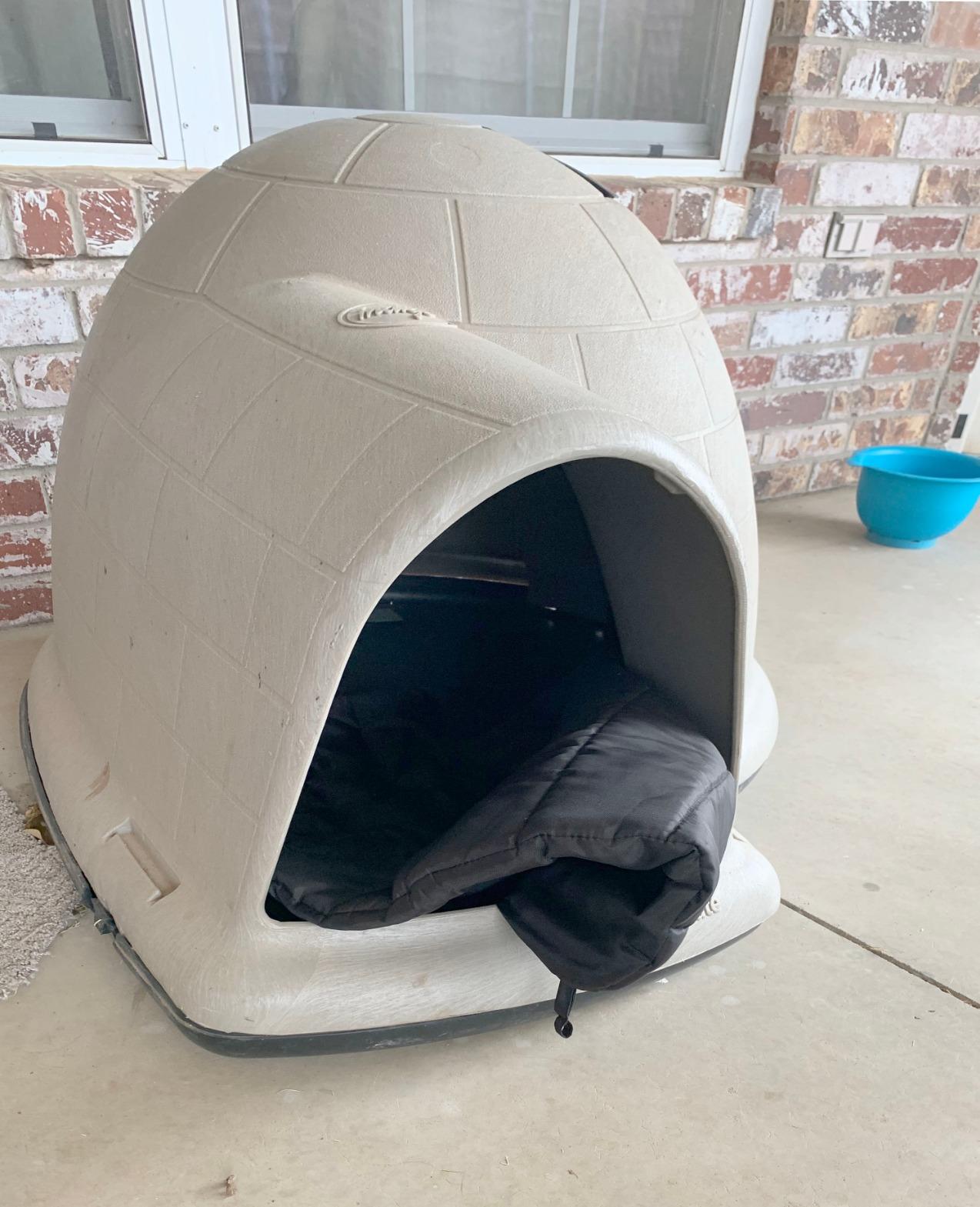 Amazon.com : Petmate Indigo Water-Resistant Nylon Dog House Pad ...