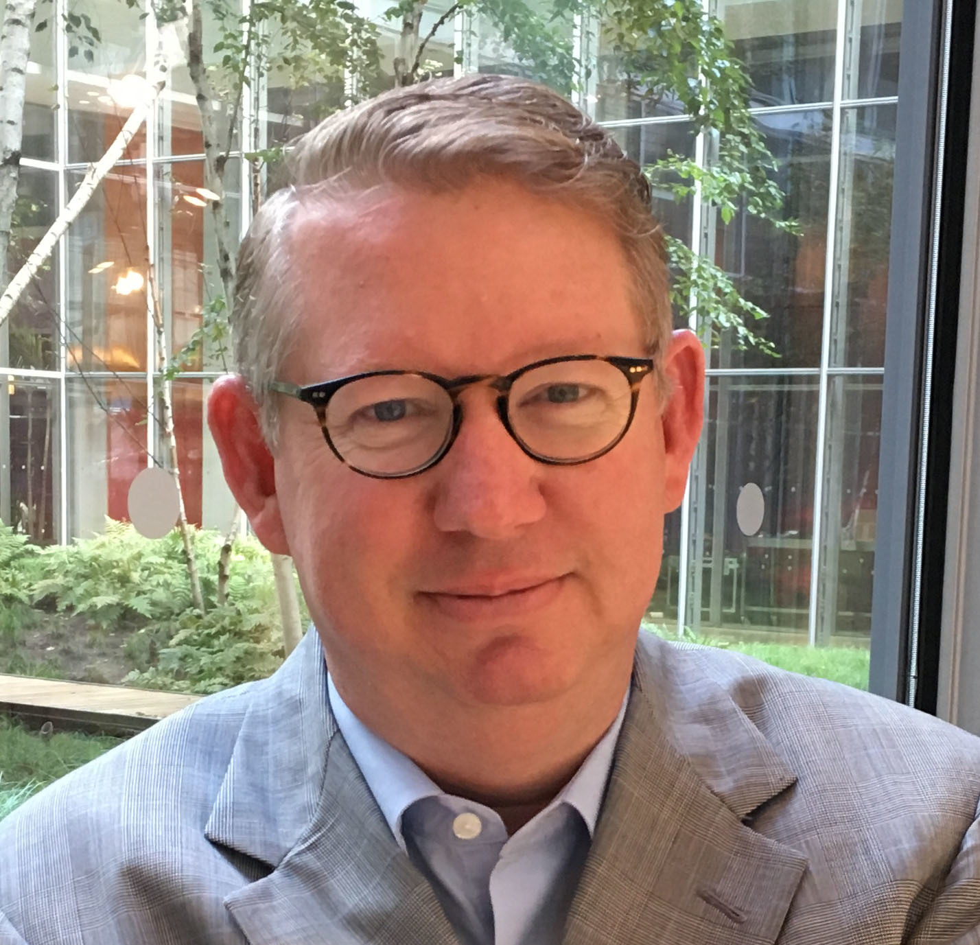 Amazon.com: Peter Trepp: books, biography, latest update