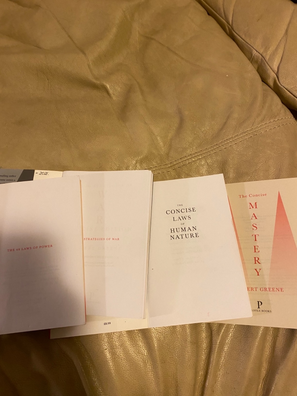 The Concise Mastery : Greene, Robert: Amazon.com.au: Books