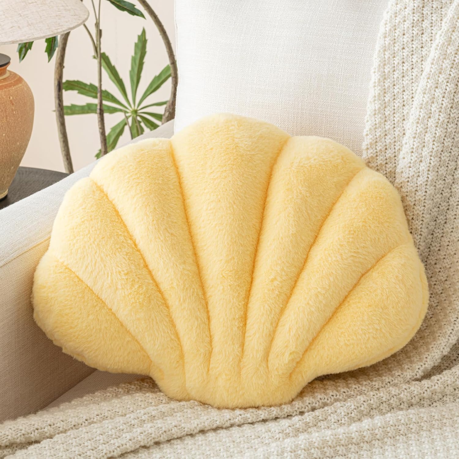 Amazon.com: Znhinery Shell Pillow, Seashell Throw Pillow with Soft ...