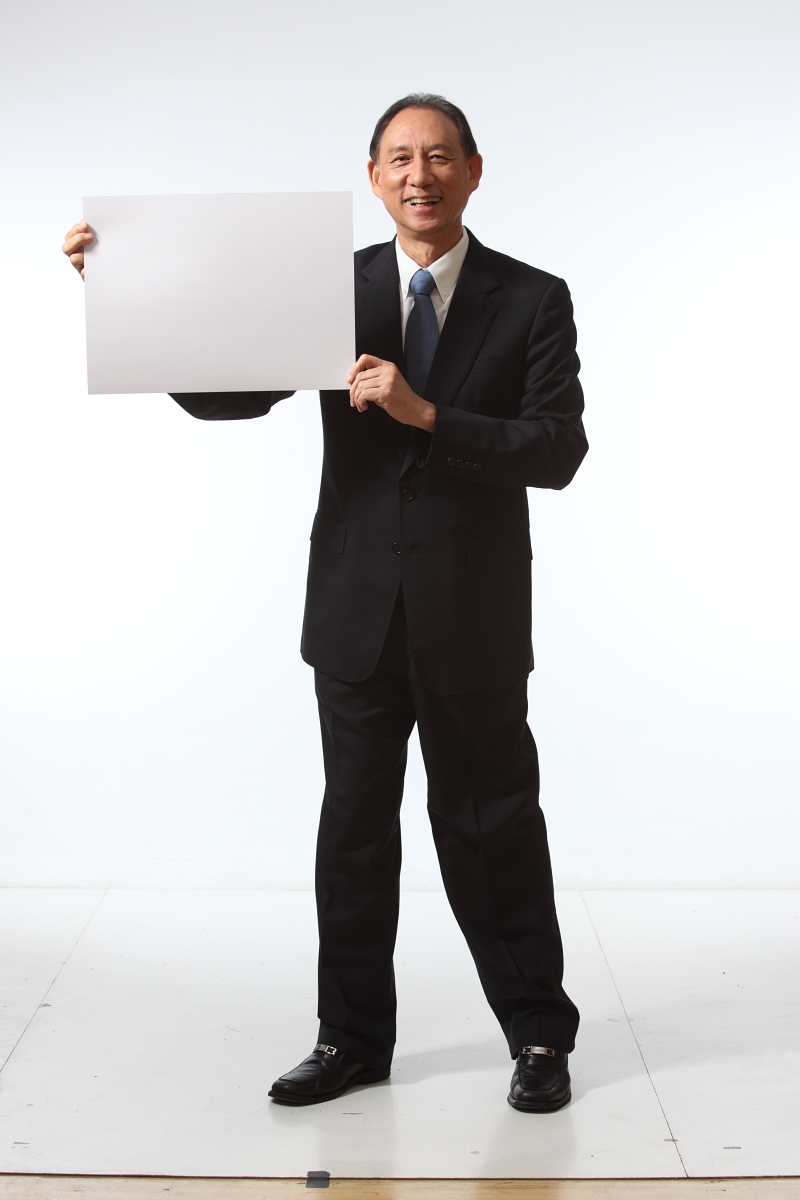 Amazon.com: Dr. Robert Chen: books, biography, latest update