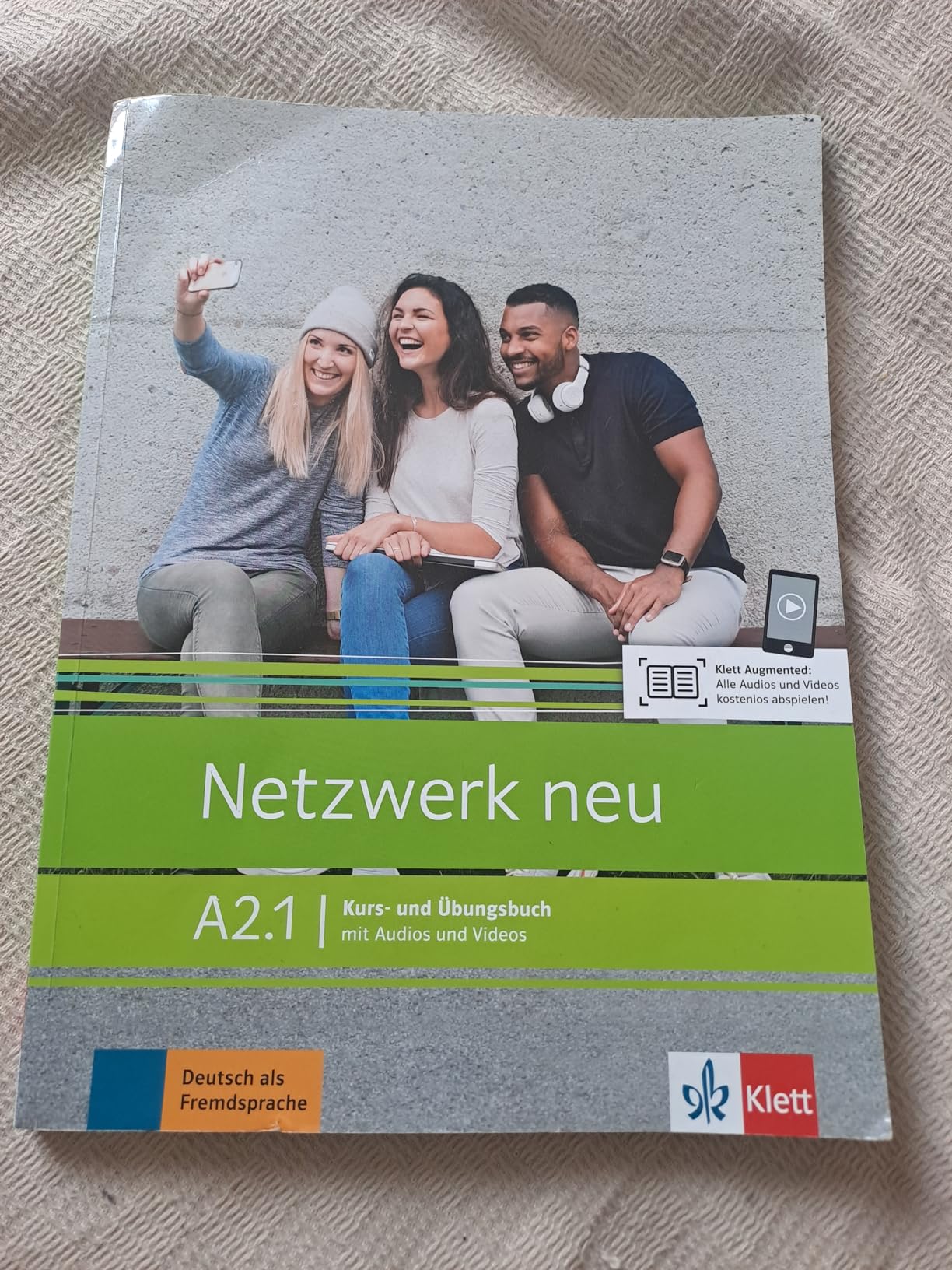 Netzwerk neu A2.1: Kurs- und Übungsbuch mit Audios und Videos (Netzwerk ...