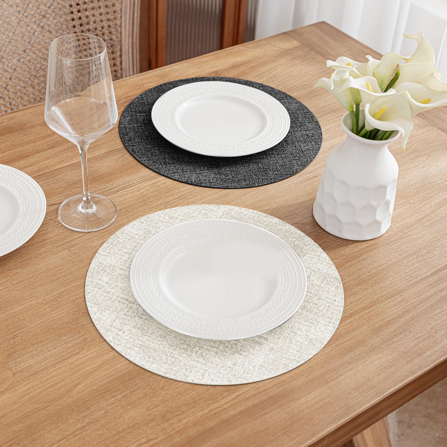 Romanstile Round Placemats Set of 6, Reversible Faux Leather Table ...