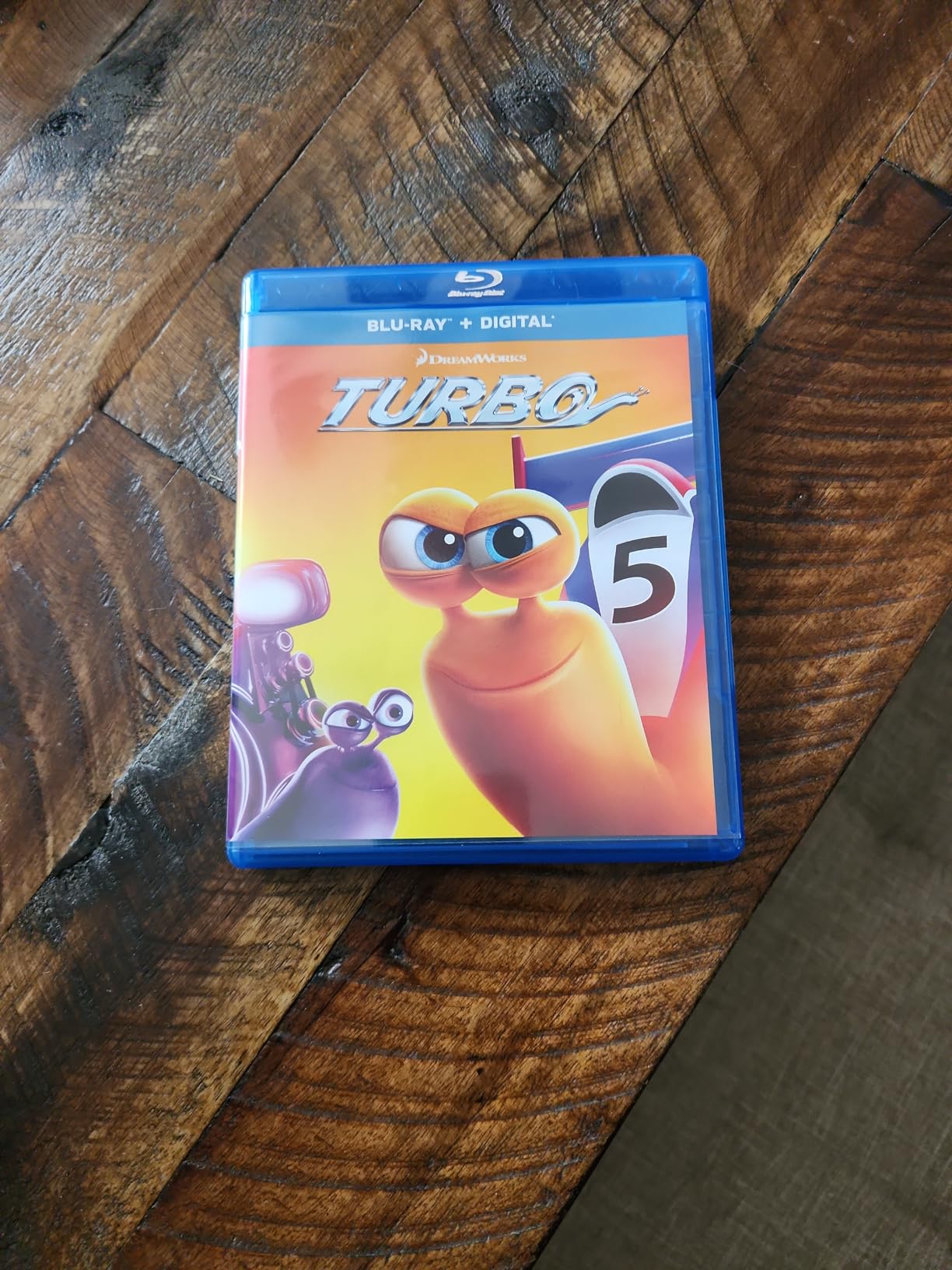 Amazon.com: Turbo (Blu-ray / DVD Combo + Toy Racer) : Movies & TV