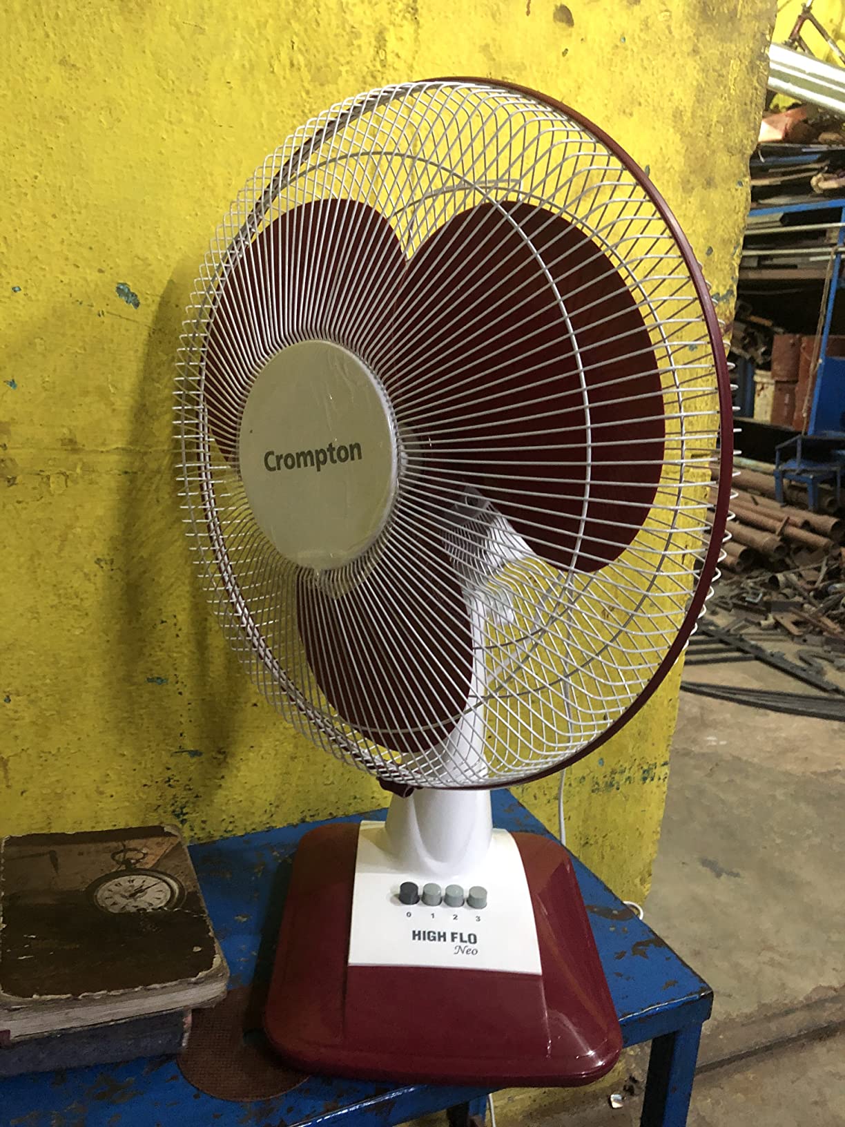 Buy crompton High Flo Neo Table Fan (400 mm, White) Online at Low ...