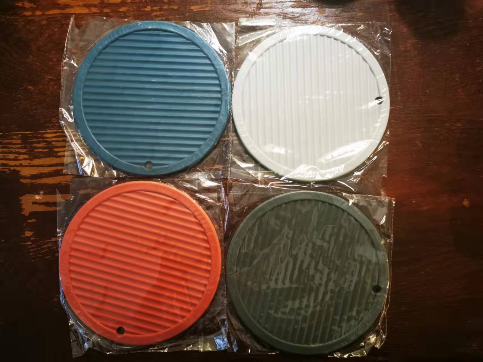 Amazon.com: FIFAYE Large Silicone Coasters & Silicone Trivet Mats ...