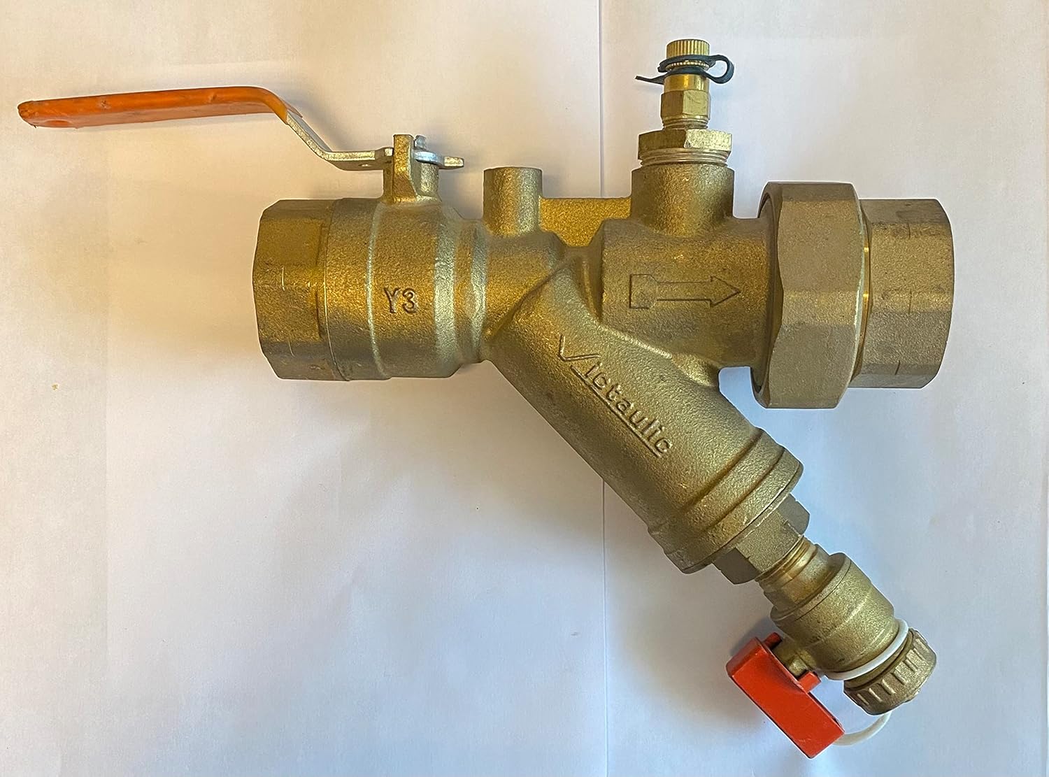 Amazon.com: Victaulic 78Y Strainer/Ball Valve Combination 1 1/2" female ...