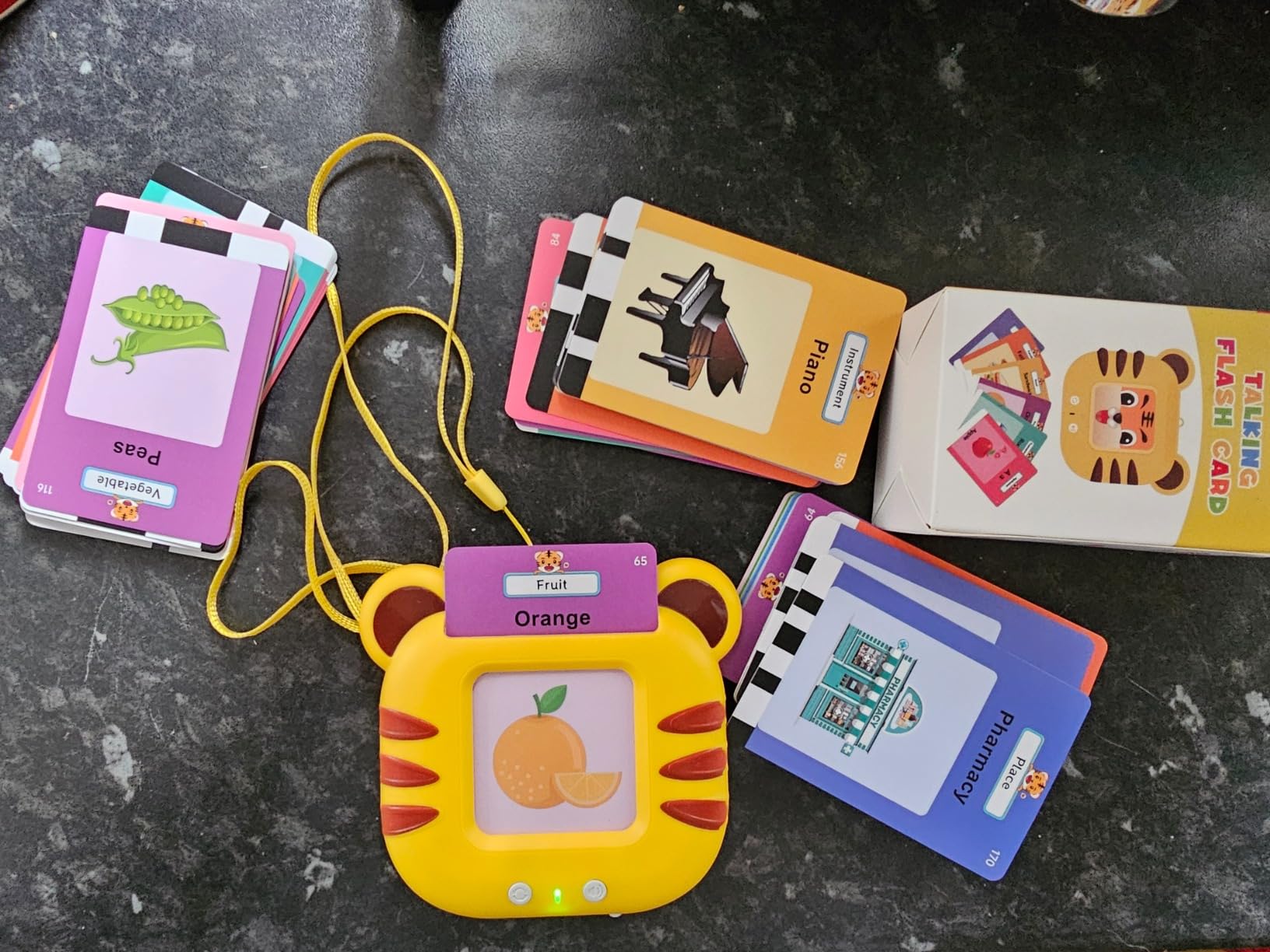 Yisakilu Talking Flash Cards Early Educational Toys for Toddlers Age 2 ...