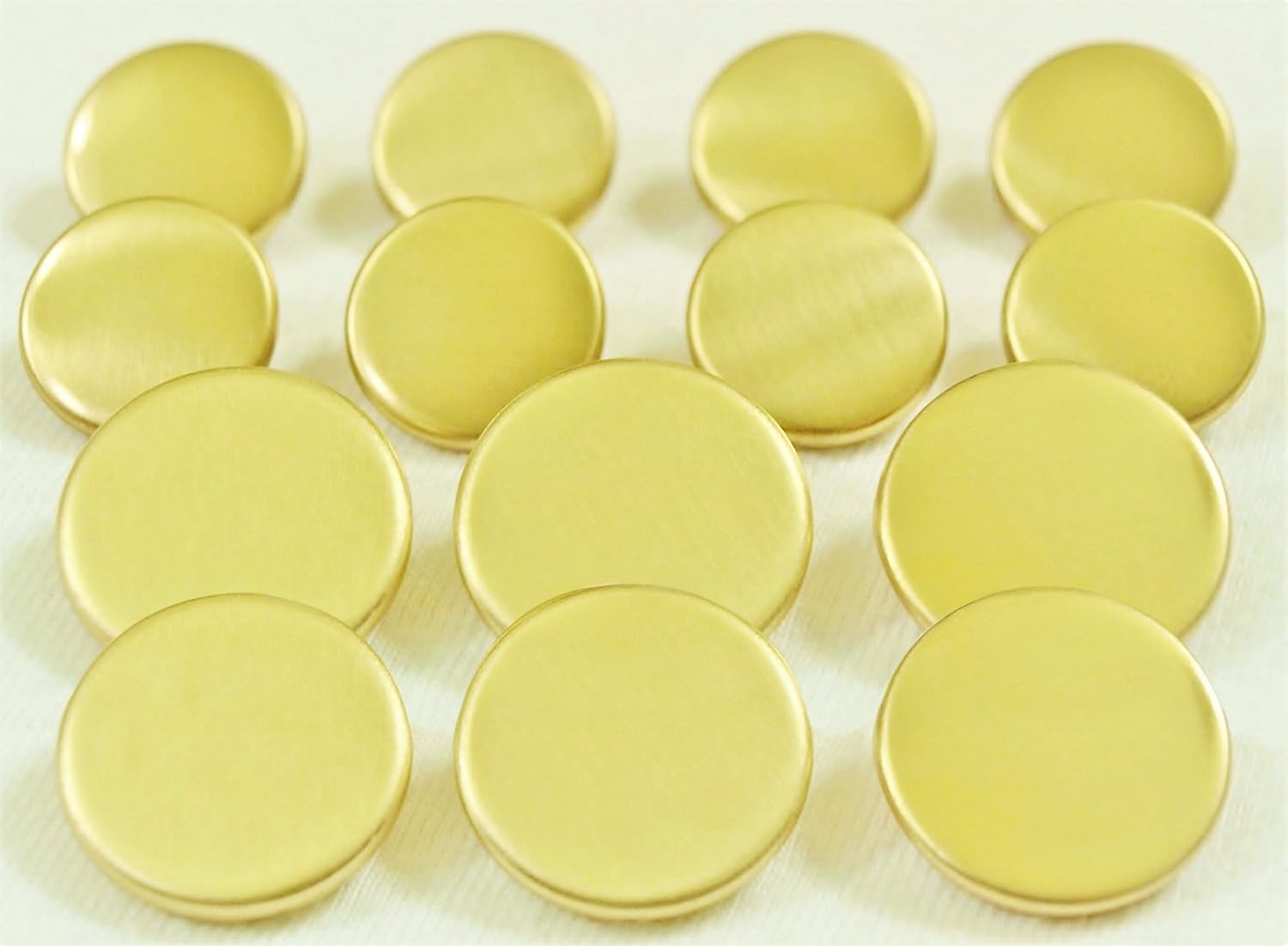 Amazon.com: MetalBlazerButtons.com Brand - Smooth TOP Gold - (14-Button ...