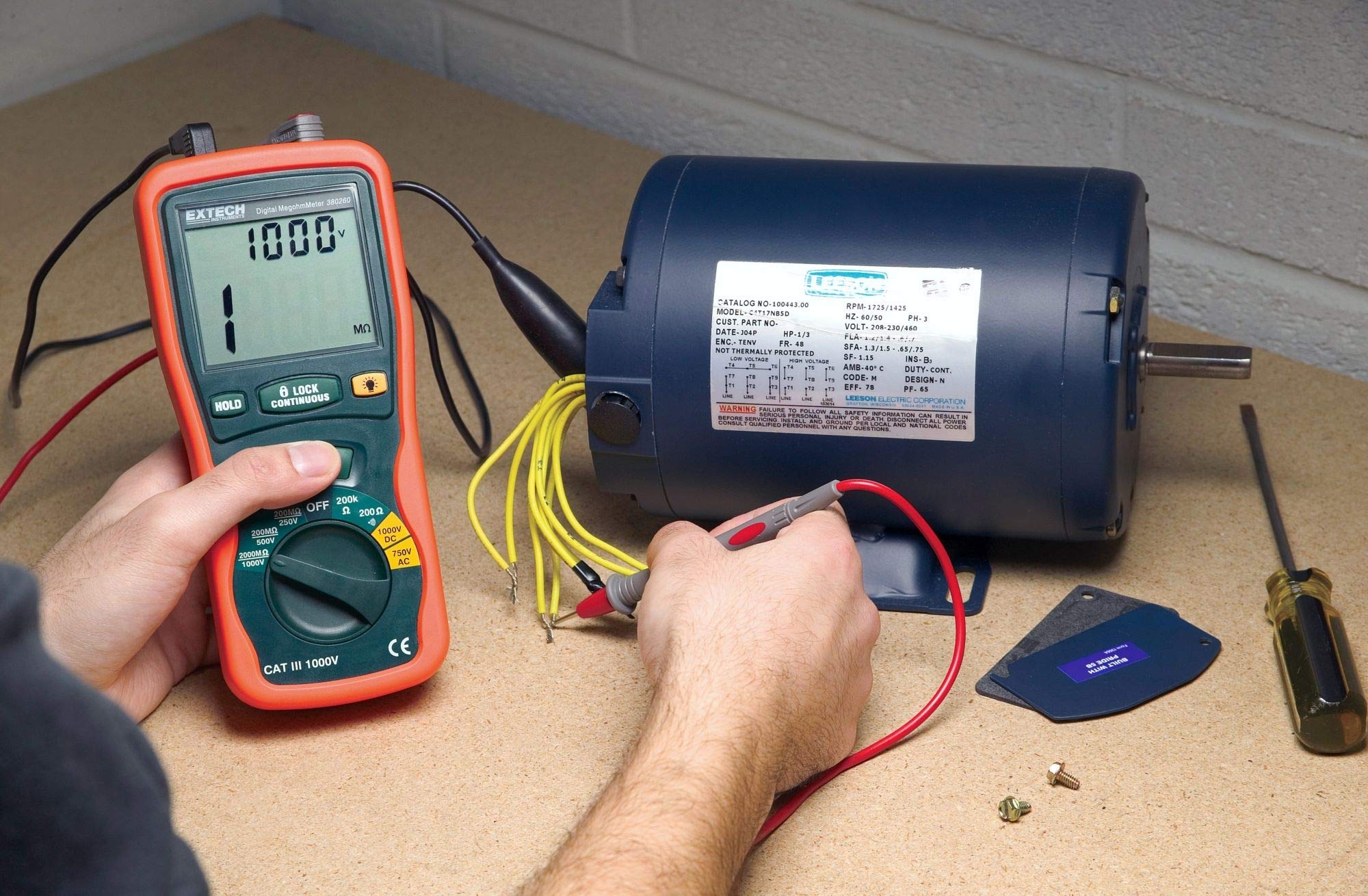 Buy Extech 380260 Autoranging Digital Megohmmeter; 250V, 500V, and ...