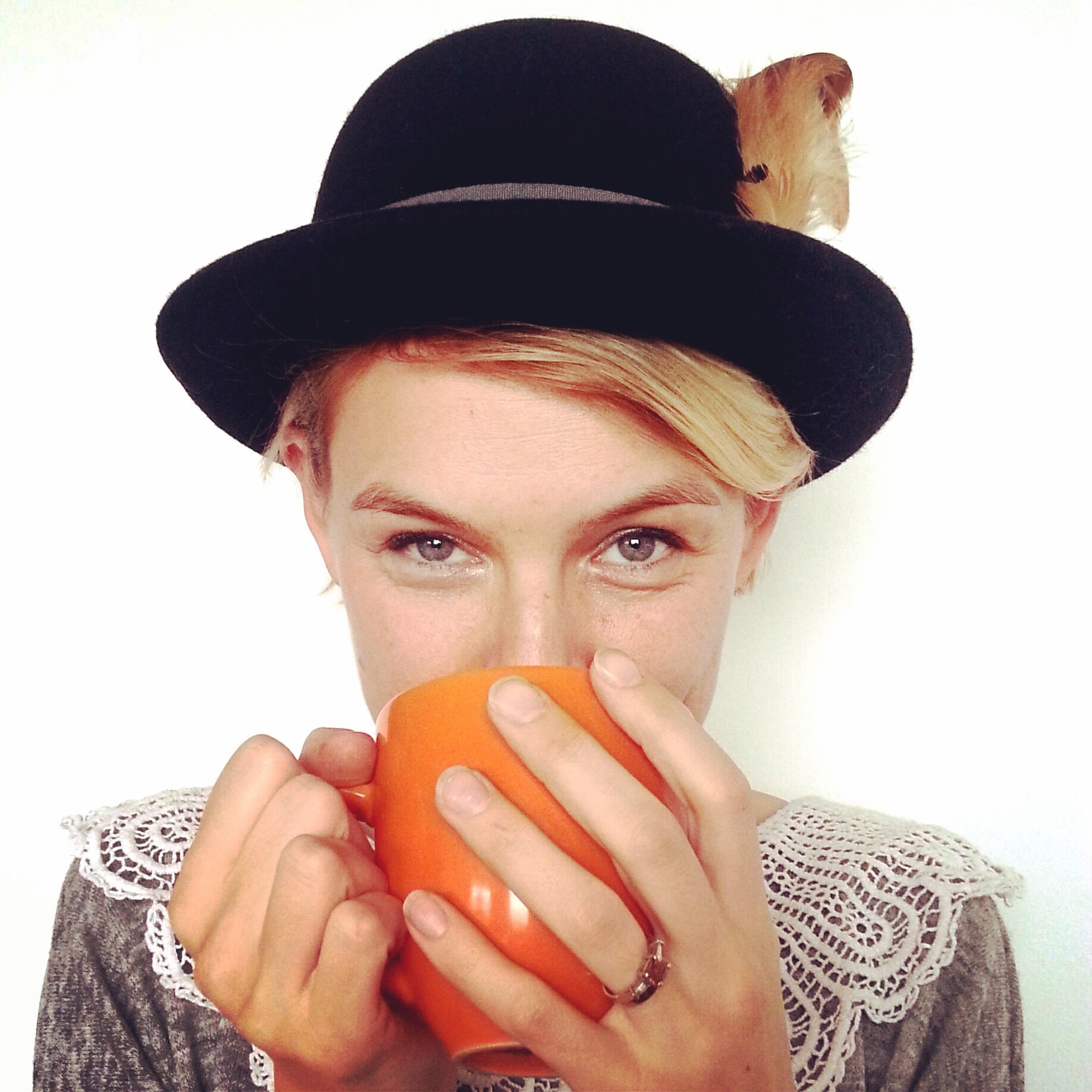 Amazon.co.jp: Emma Friedlander-Collins: 本、バイオグラフィー、最新アップデート