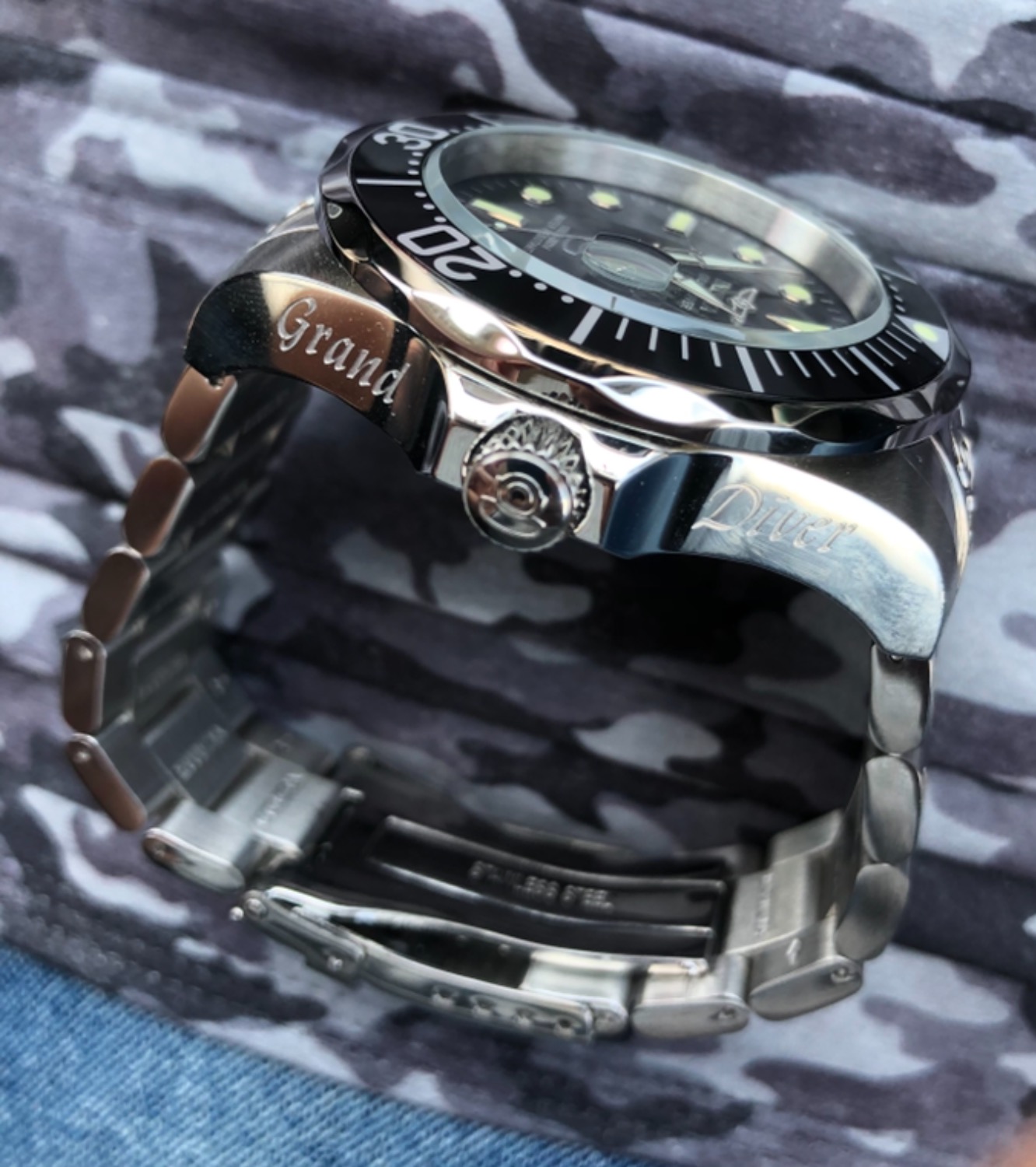 Amazon.co.jp: Invicta Men's 3044 Stainless Steel Grand Diver Automatic ...