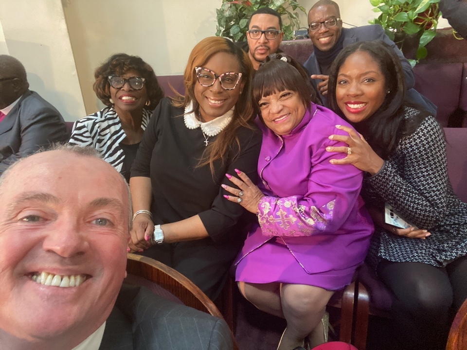 Amazon.com: Azuka Zuke Obi: books, biography, latest update