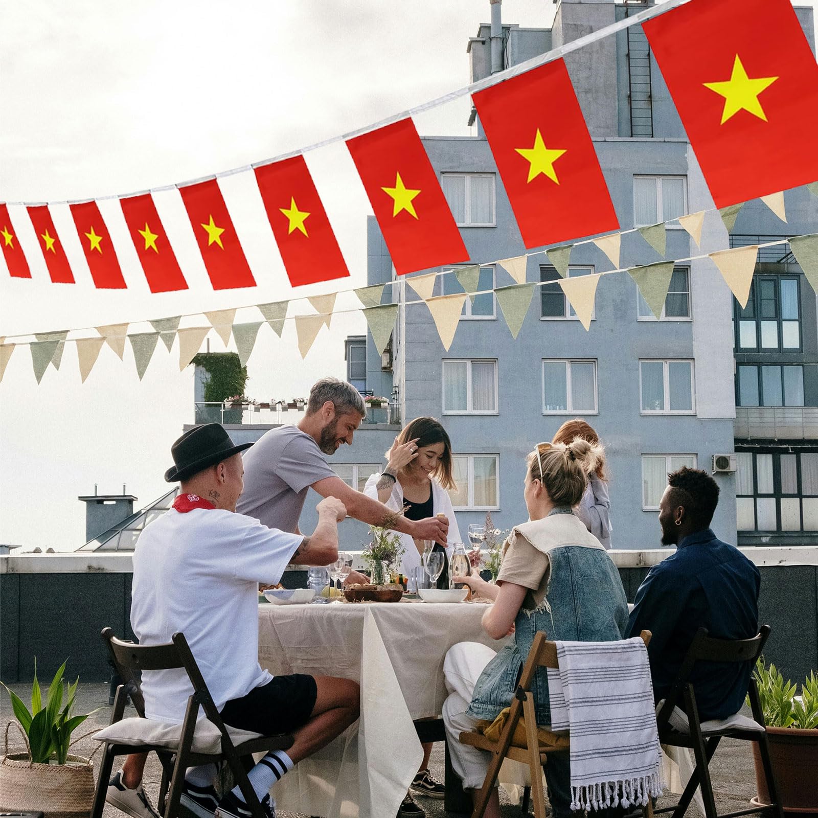 Snapklik.com : Vietnam Flag Vietnamese Flag, Small String Vietnam Flags ...