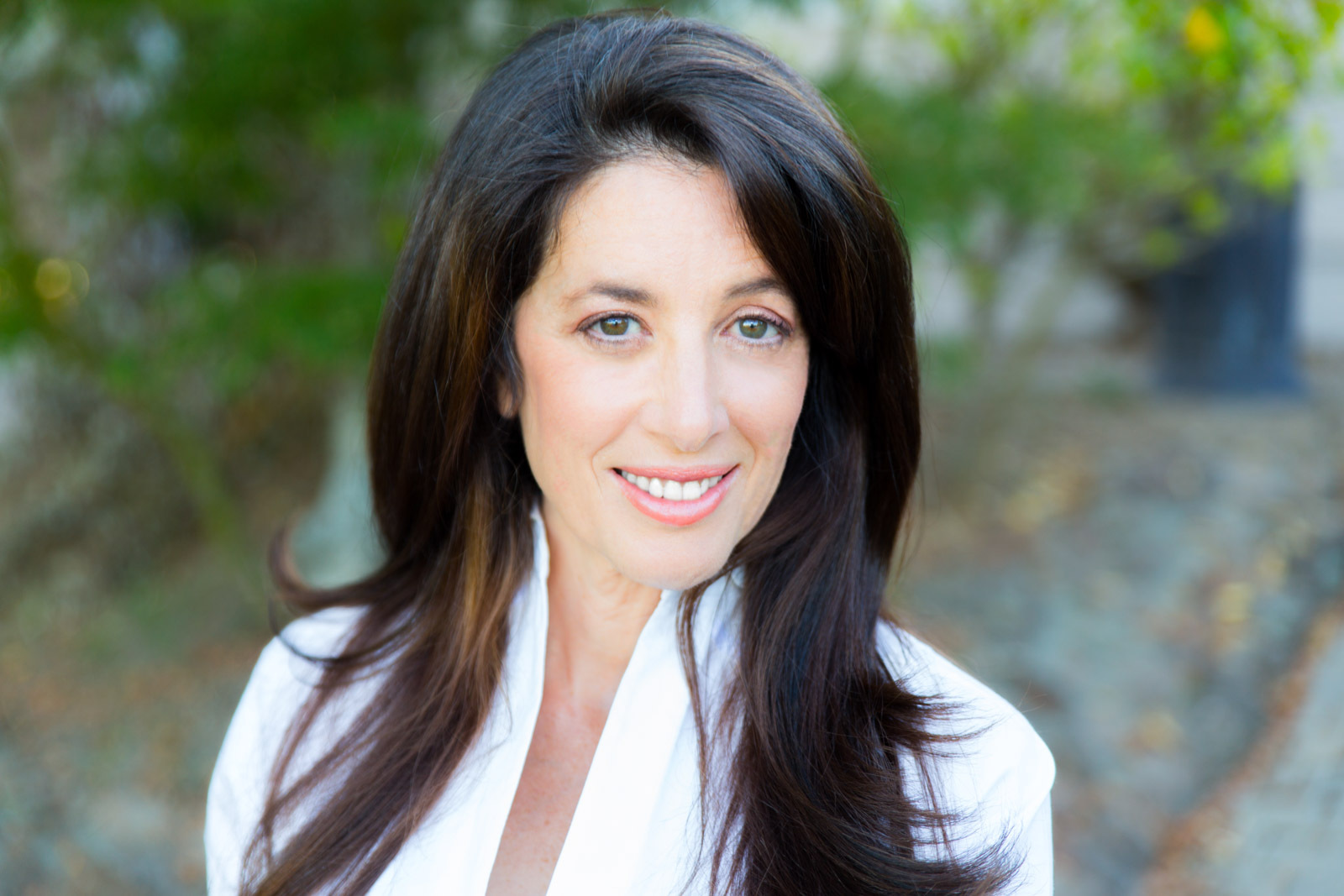 Amazon.com: Deborah Burnes: books, biography, latest update