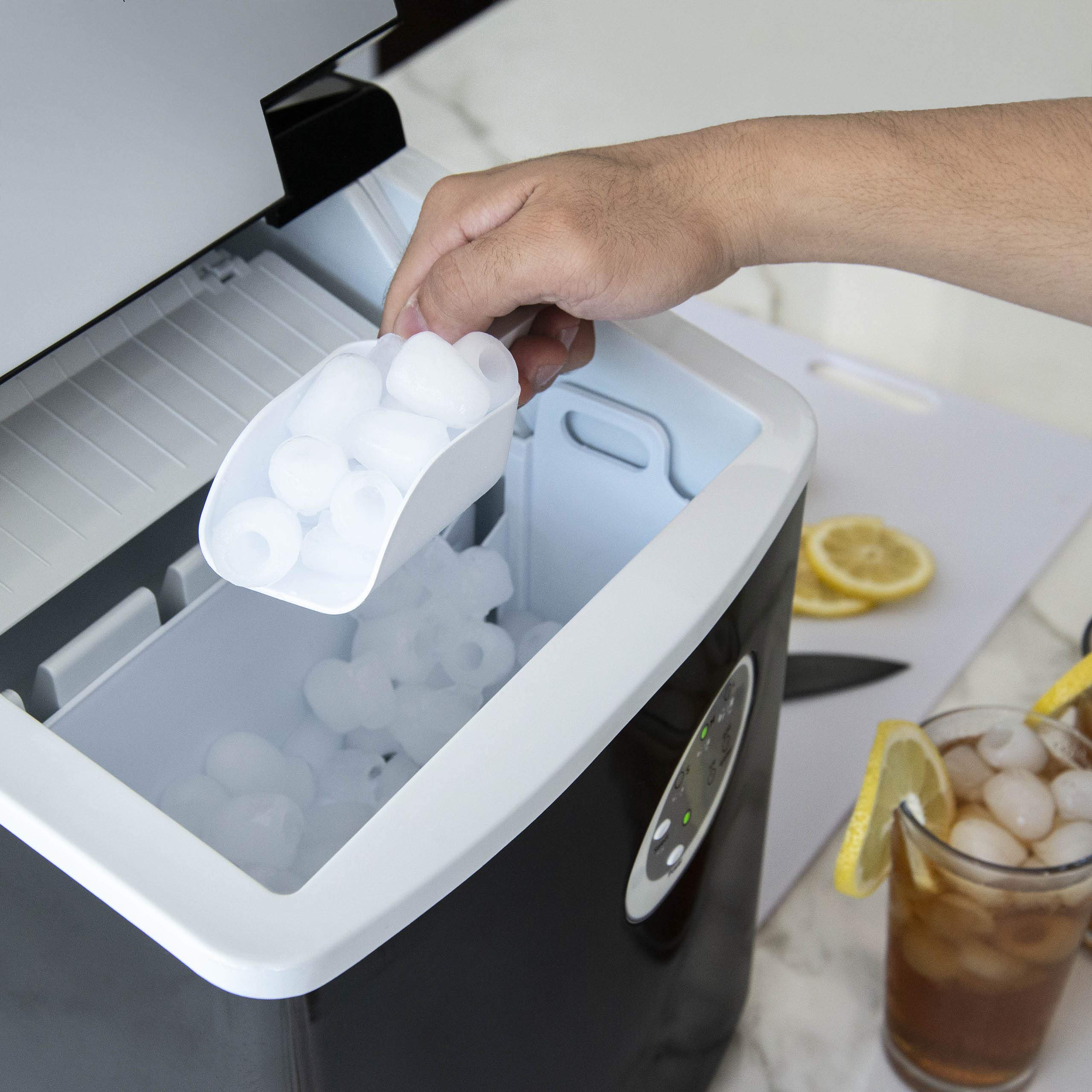 Snapklik.com : NIM028BK00, Countertop Sized Small Ice Maker, Makes 3 ...