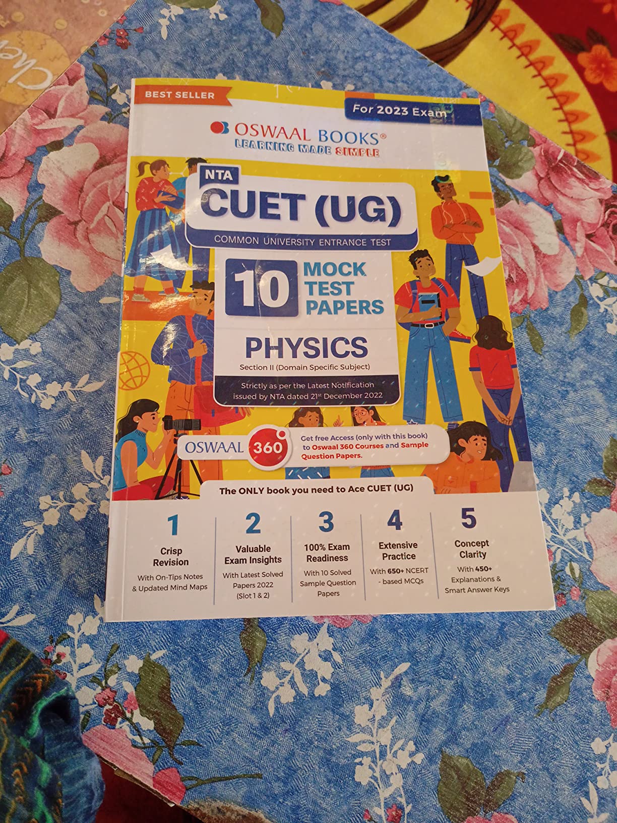 Oswaal NTA CUET (UG) 10 Mock Test Sample Question Papers Physics (For ...