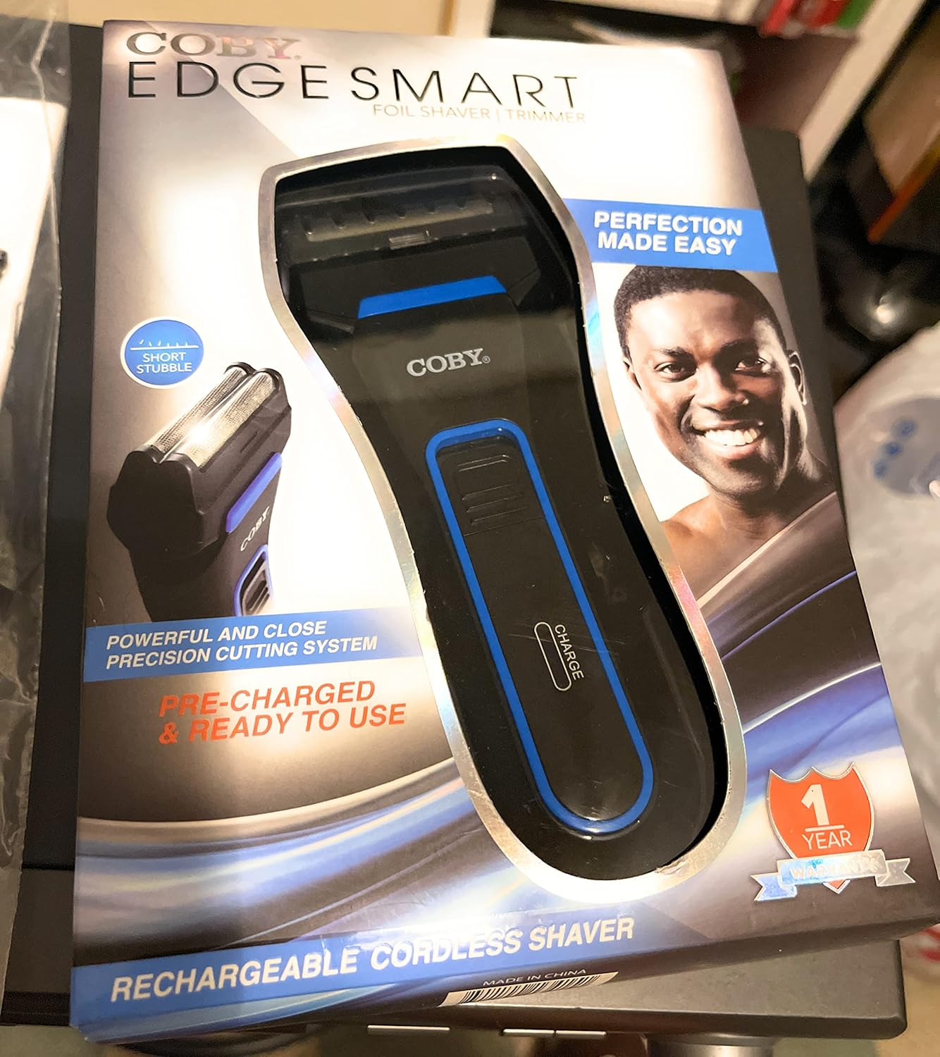 Amazon.com: Coby Mens Battery Operated Black Portable Foil Shaver and ...