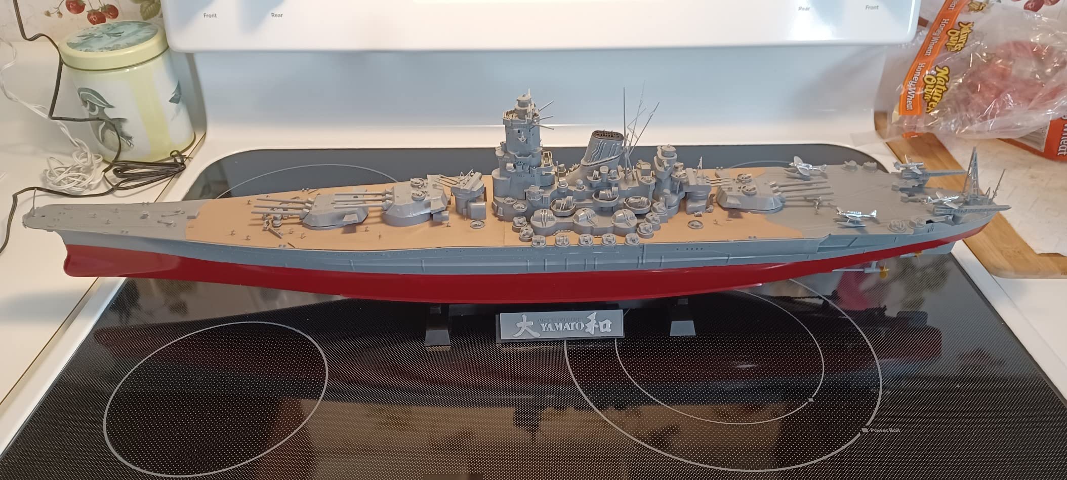 Amazon.com: Tamiya 78030 1/350 日本戰艦大和塑膠模型船套組 : 藝術、手工藝與縫紉