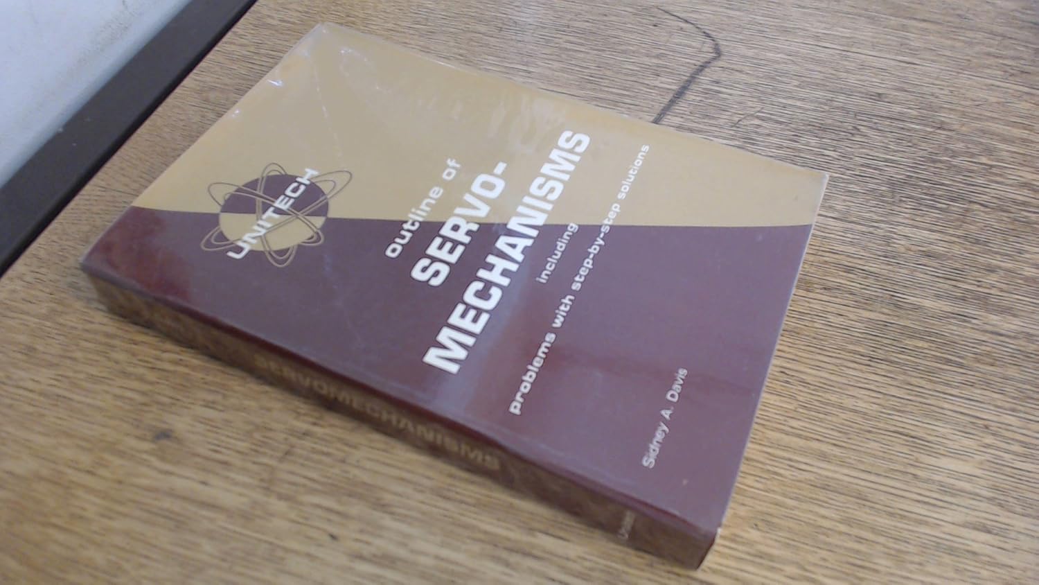 Outline of servo-mechanisms, including problems with step-by-step ...