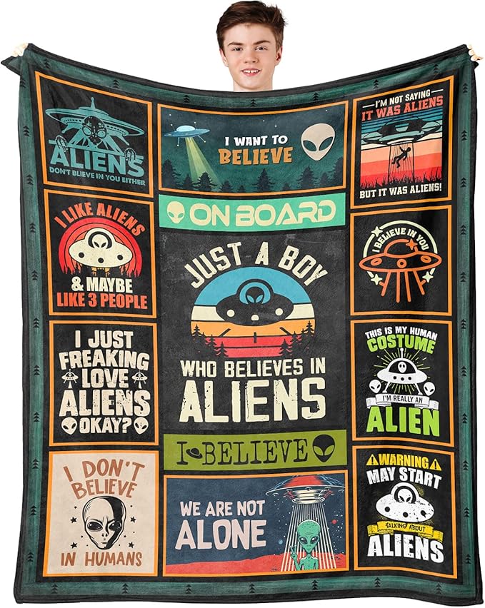 Amazon.com: TOBUNKIEN Alien Gifts - Alien Gifts for Men - Alien Gifts ...