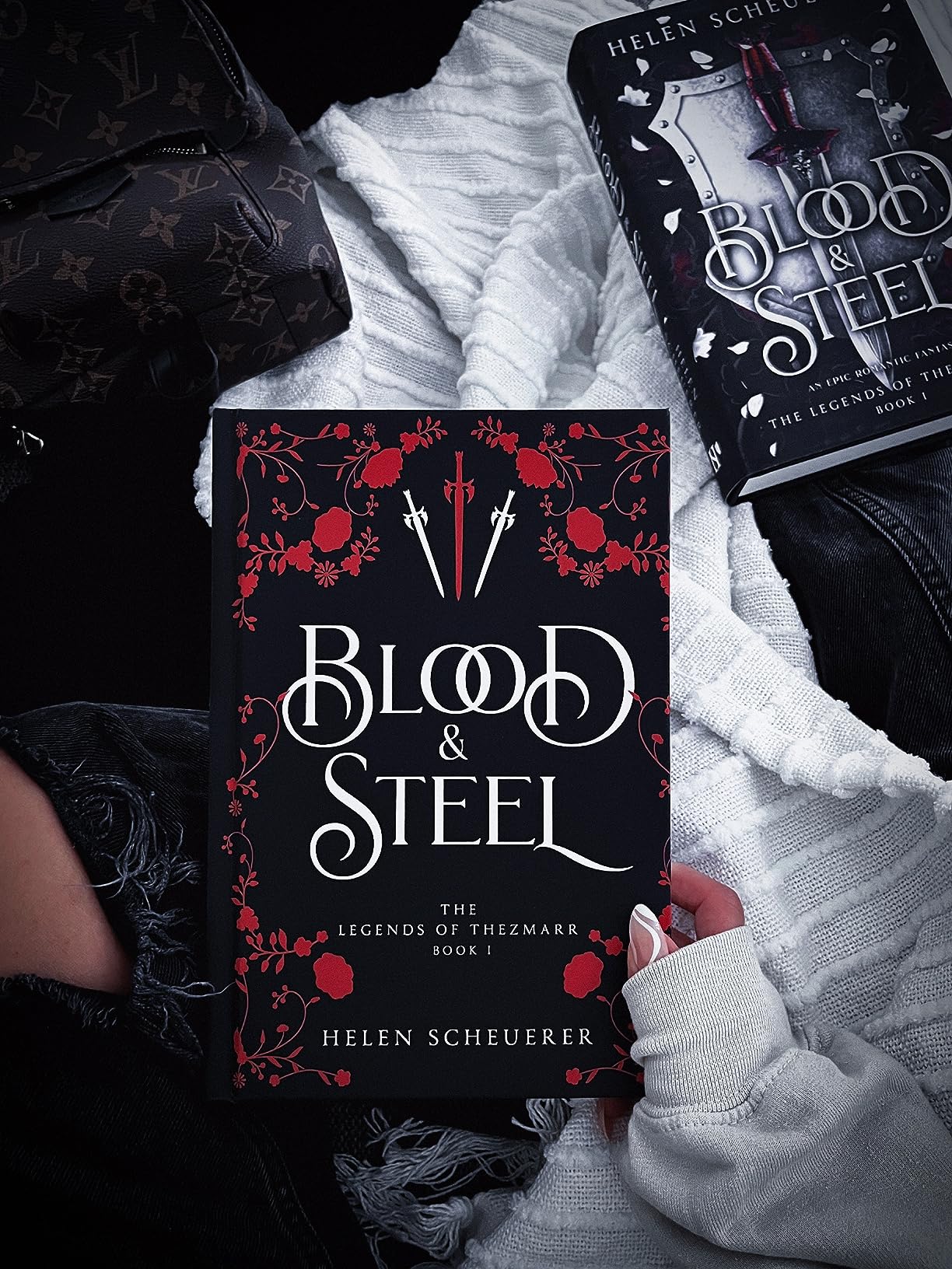 Blood & Steel: An epic romantic fantasy (1) : Scheuerer, Helen: Amazon.com.au: Books